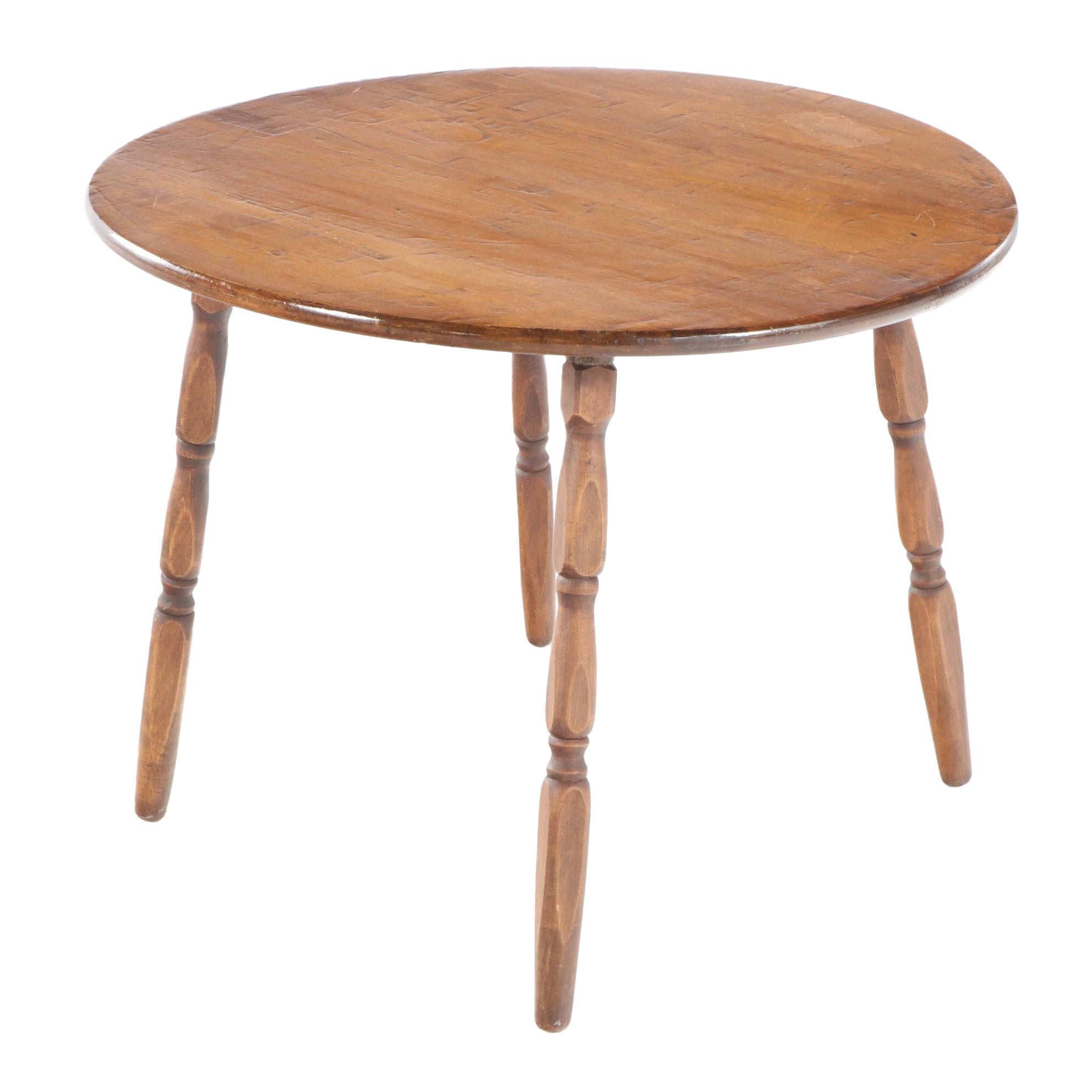 Federal Style Mahogany Dining Table | EBTH