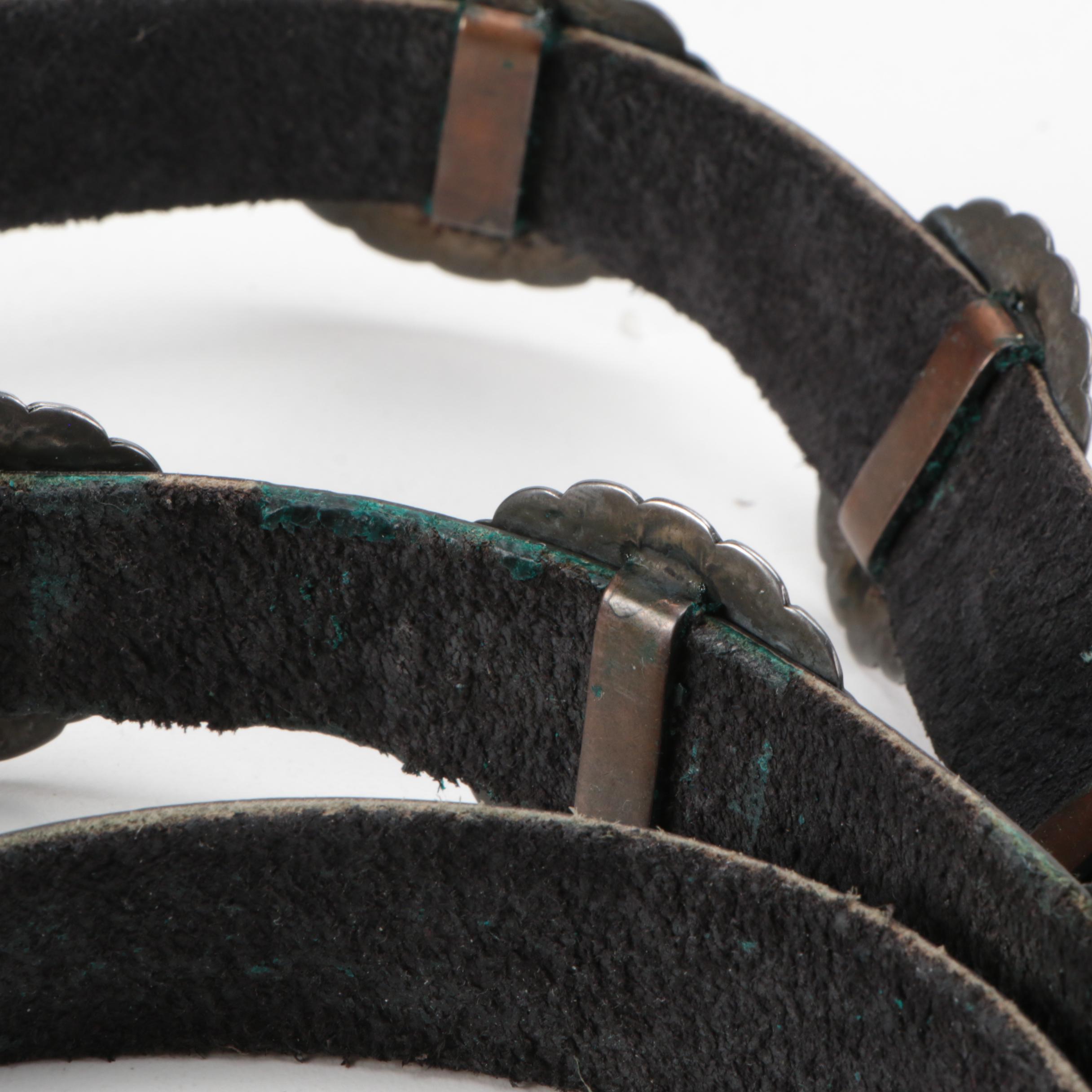 Wayne Etsitty Navajo Diné Sterling Silver Concho Black Leather Belt | EBTH