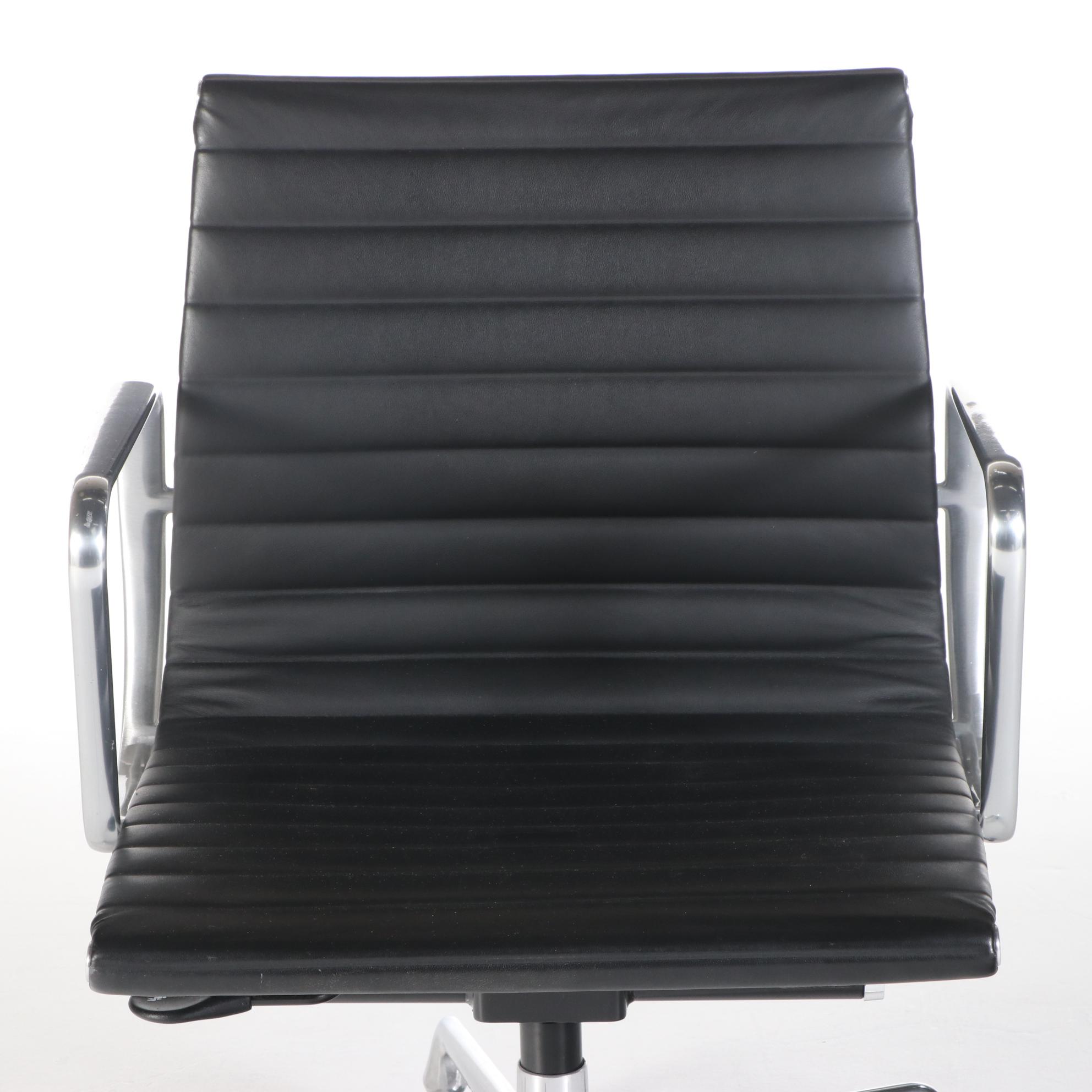 Icons of Manhattan Eames Style Premium Office Chair | EBTH