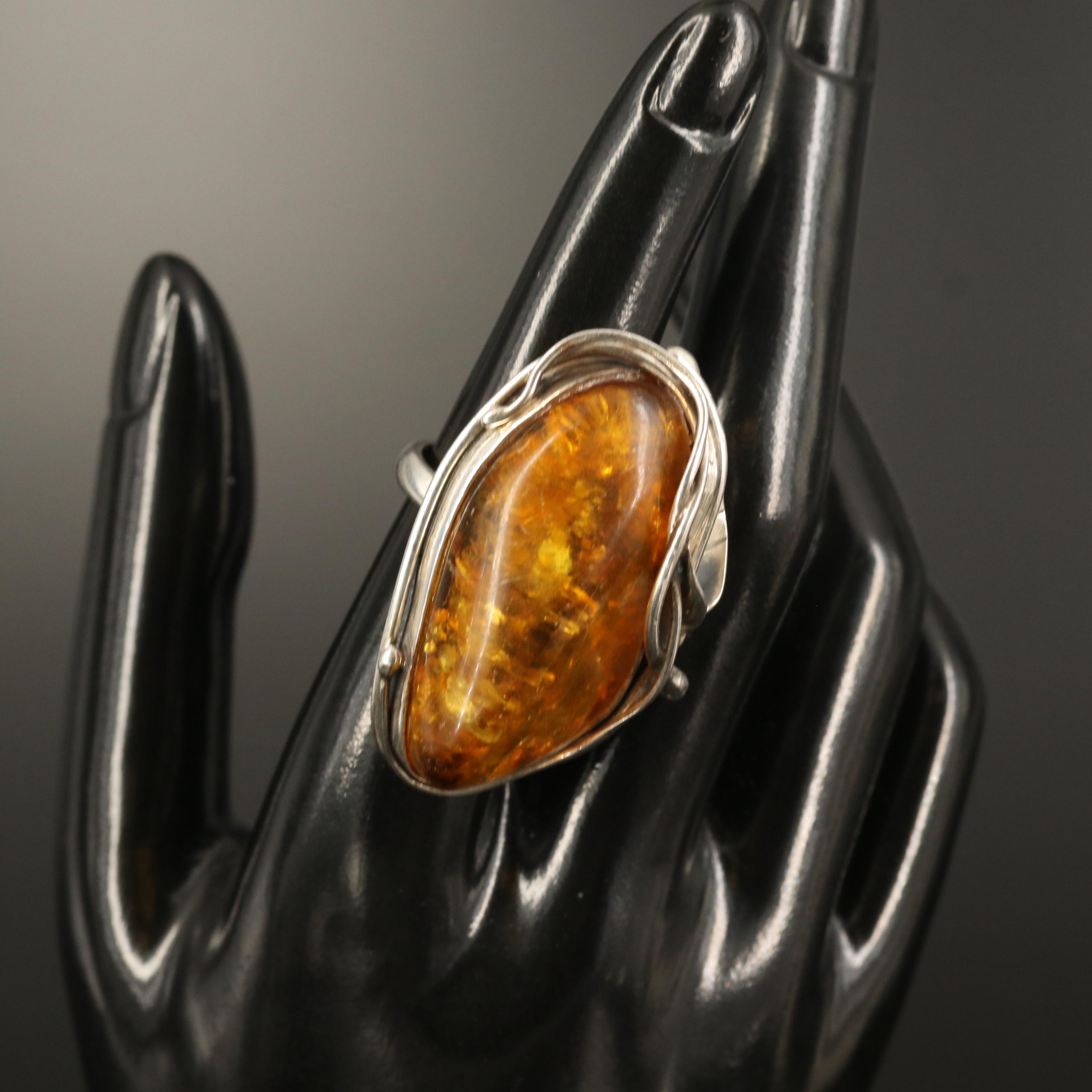 Vintage Sterling Copal Leaf Pointer Ring | EBTH