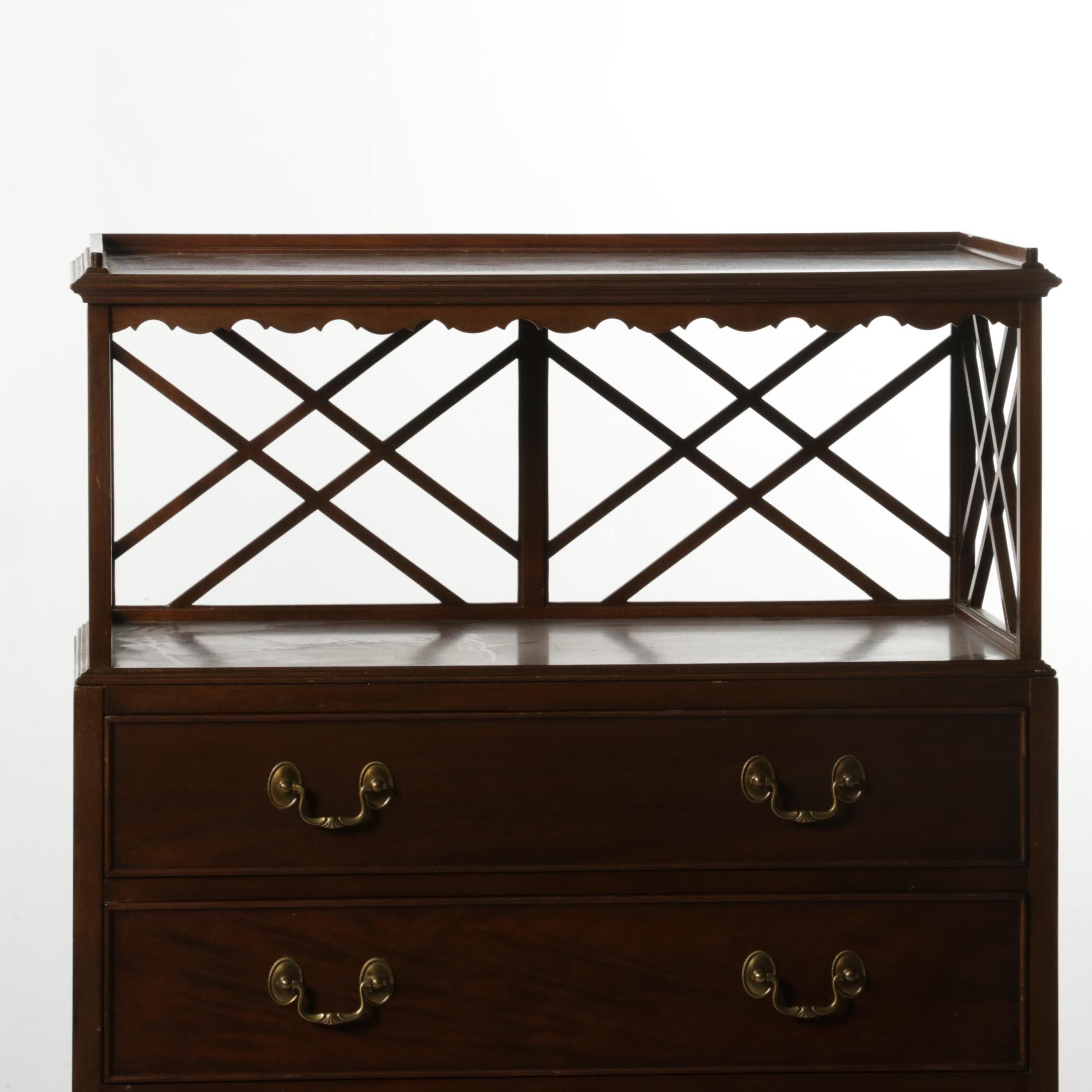 Sligh George III Style Mahogany Chest of Drawers | EBTH