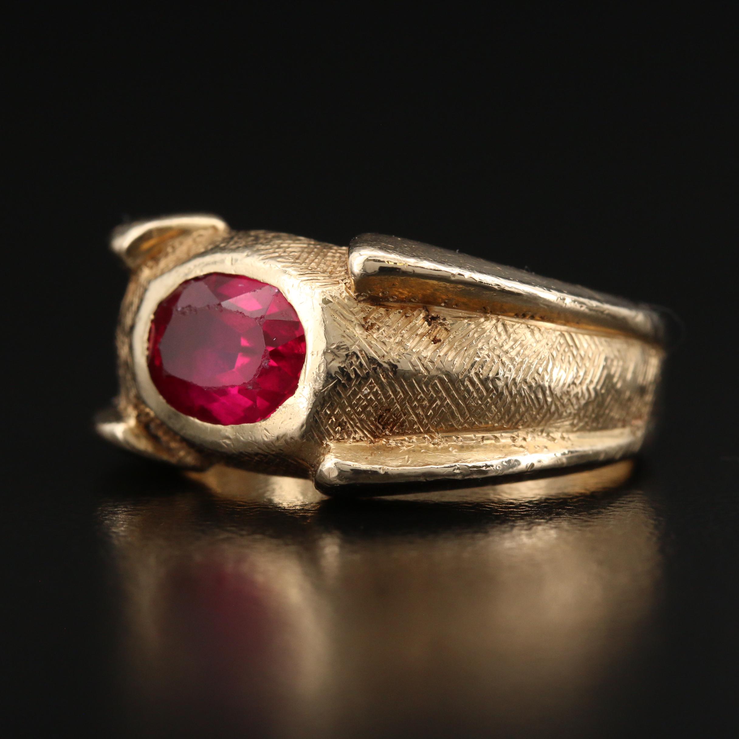 Vintage 14K Ruby Ring with Florentine Finish | EBTH