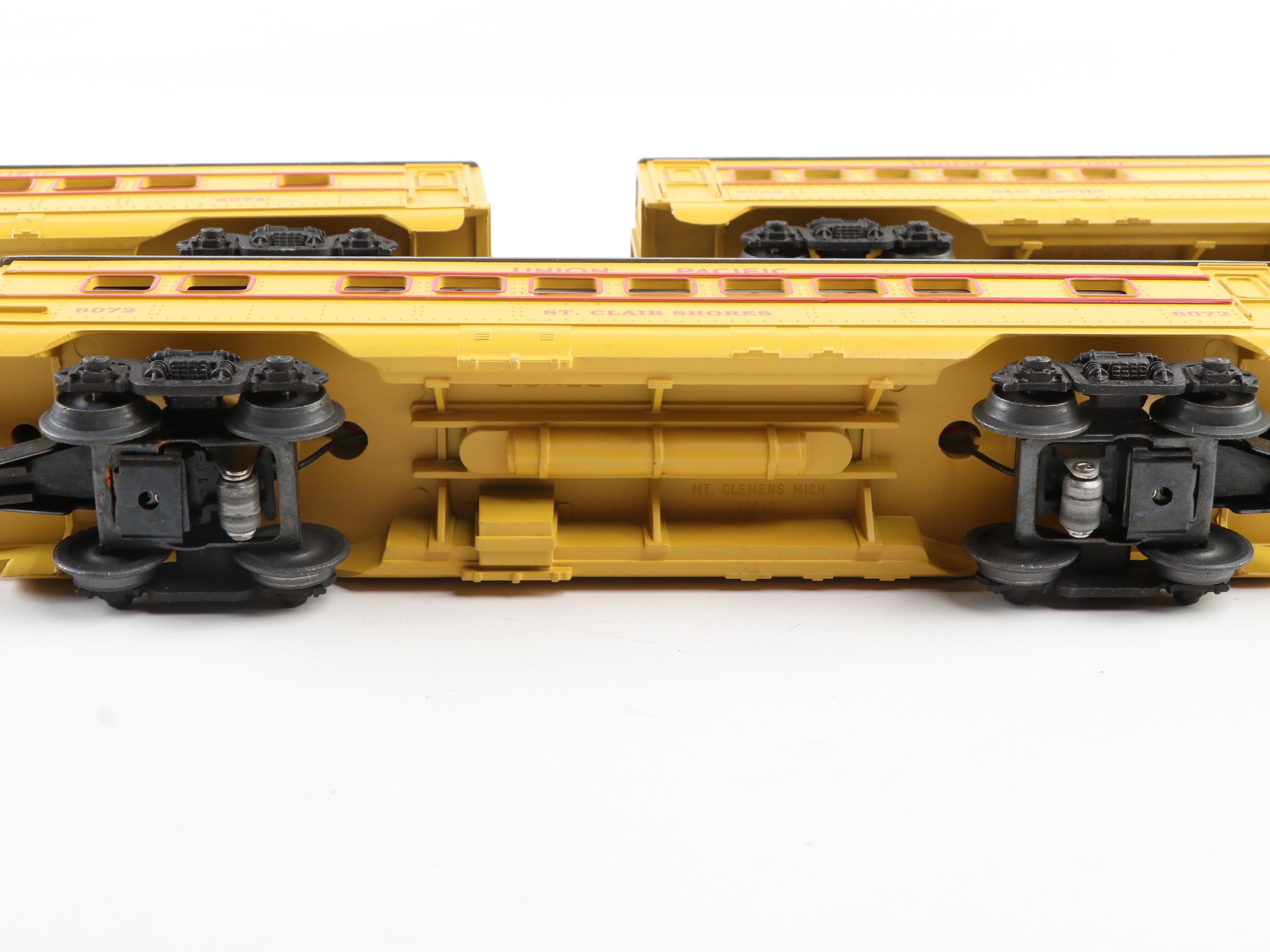 Lionel Model Union Pacific 8120 Engine and Passenger Cars, 1970s–1980s ...