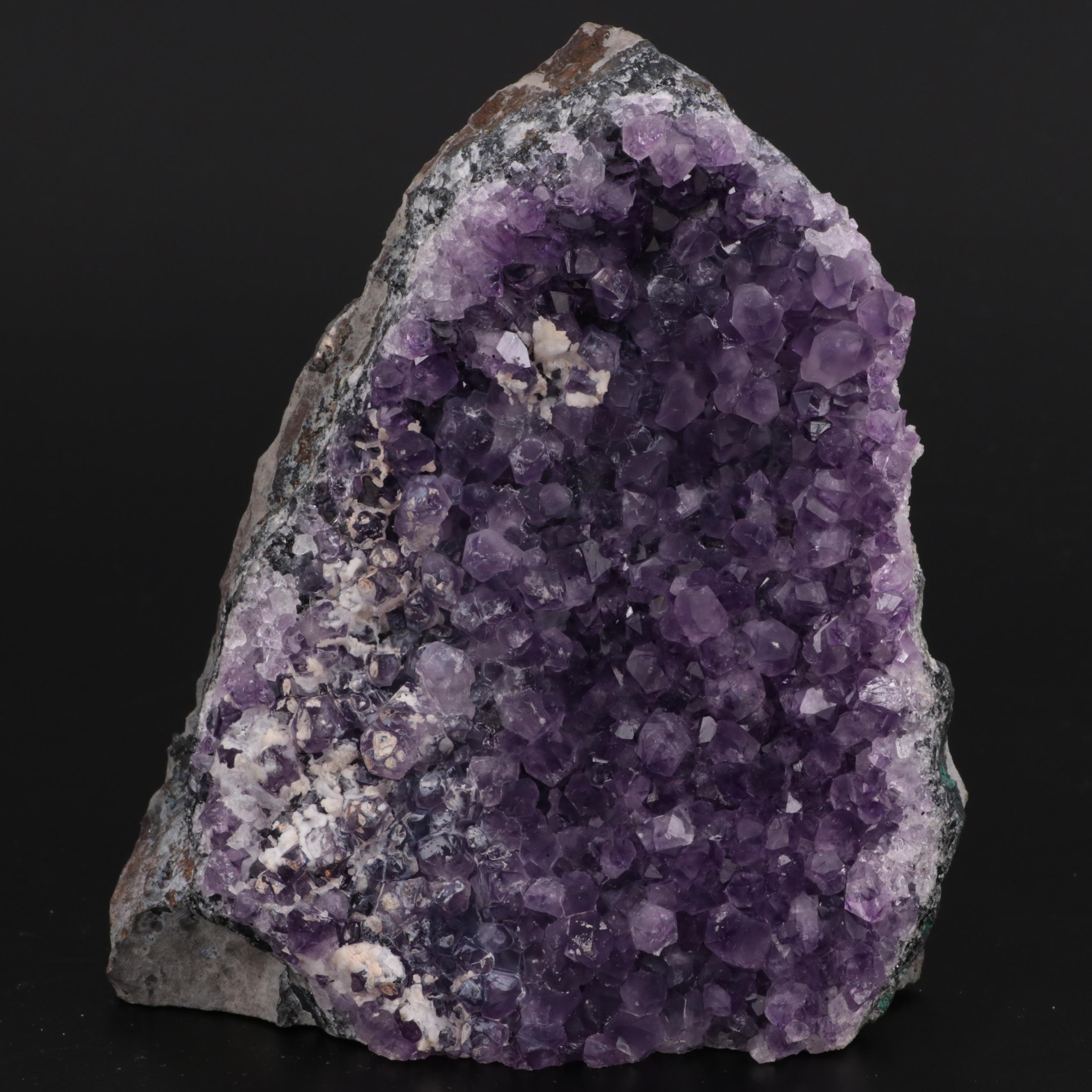 Amethyst Geode Specimens | EBTH