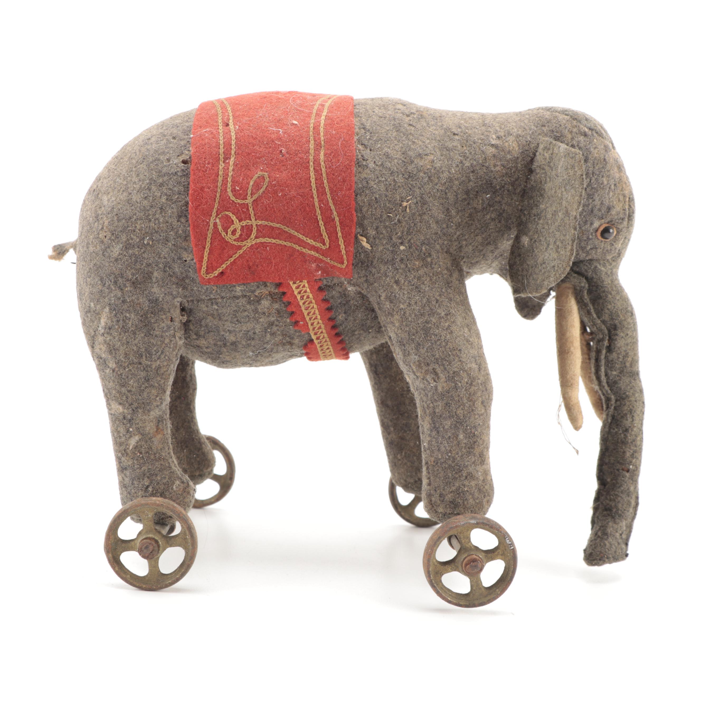 Felt Circus Elephant on Wheels Pull Toy, Late 19th/ Early 20th Century ...