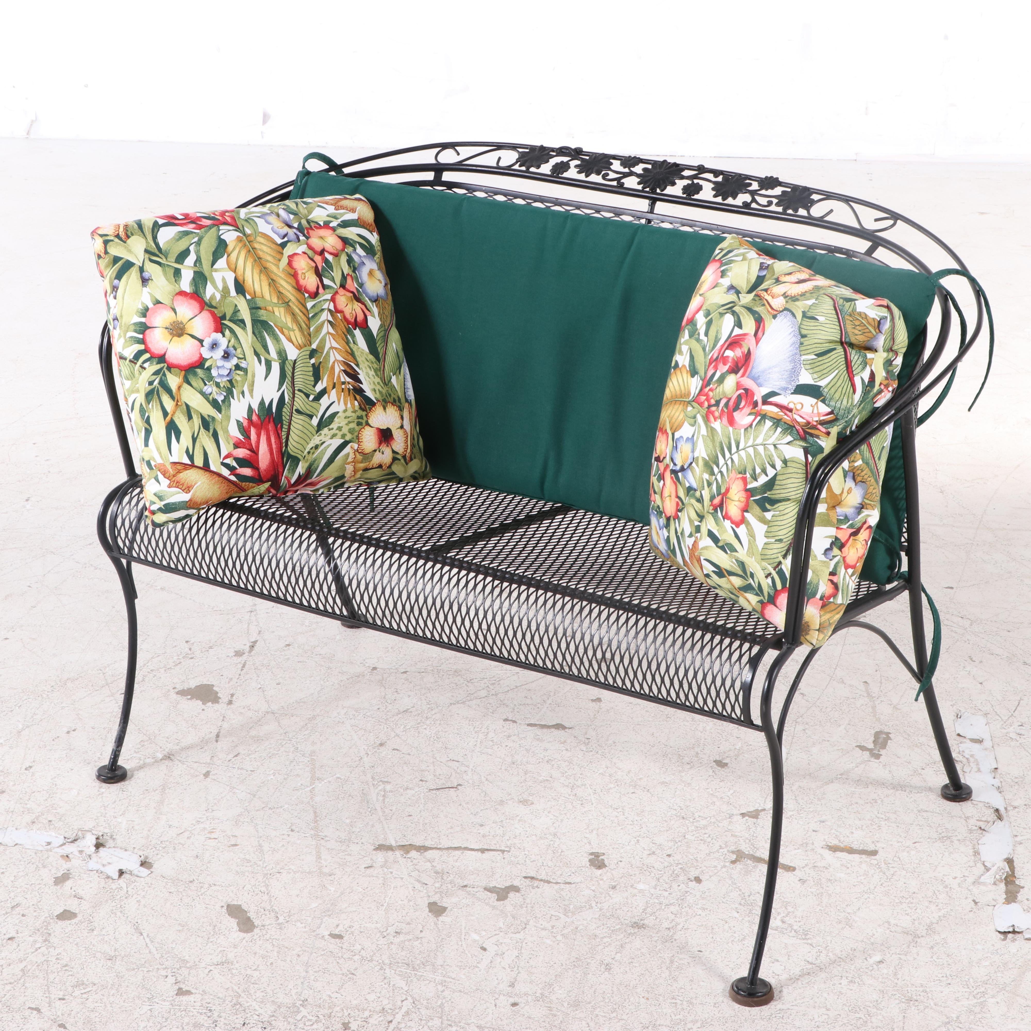 Patio Metal Mesh Chaise Lounge, Settee, Armchairs and Other Tables | EBTH