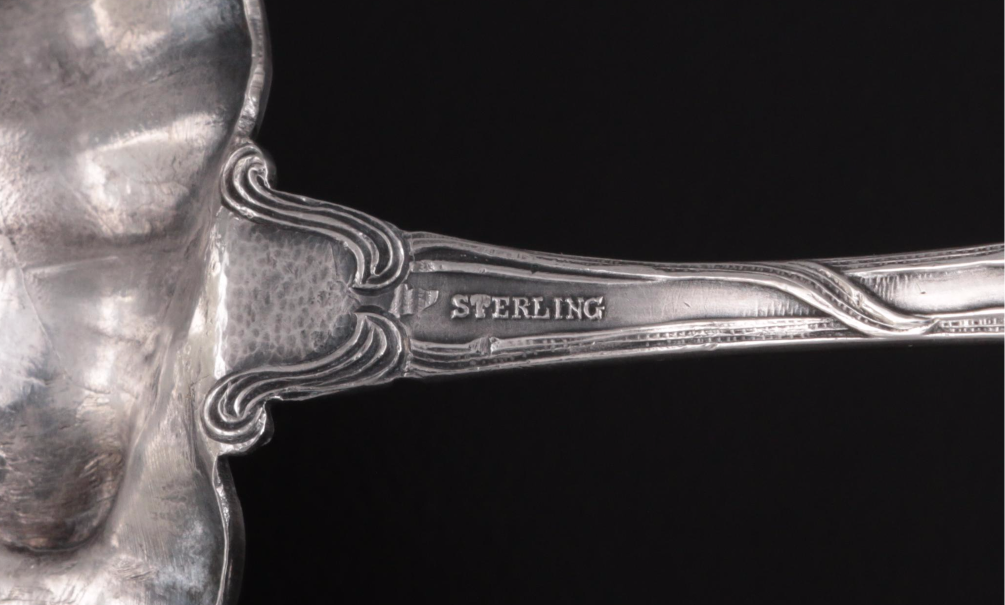 Watson Art Nouveau "Lily" Sterling Silver Tea Strainer | EBTH