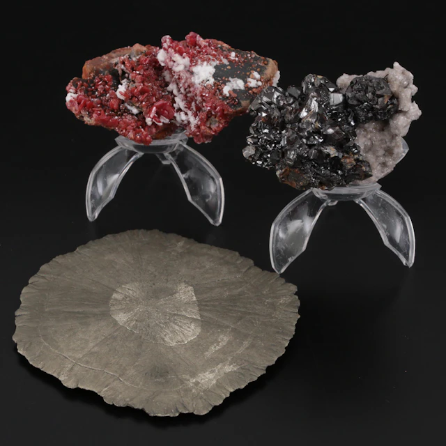 Vanadinite and Cassiterite Crystal Clusters with Pyrite Sun Mineral ...