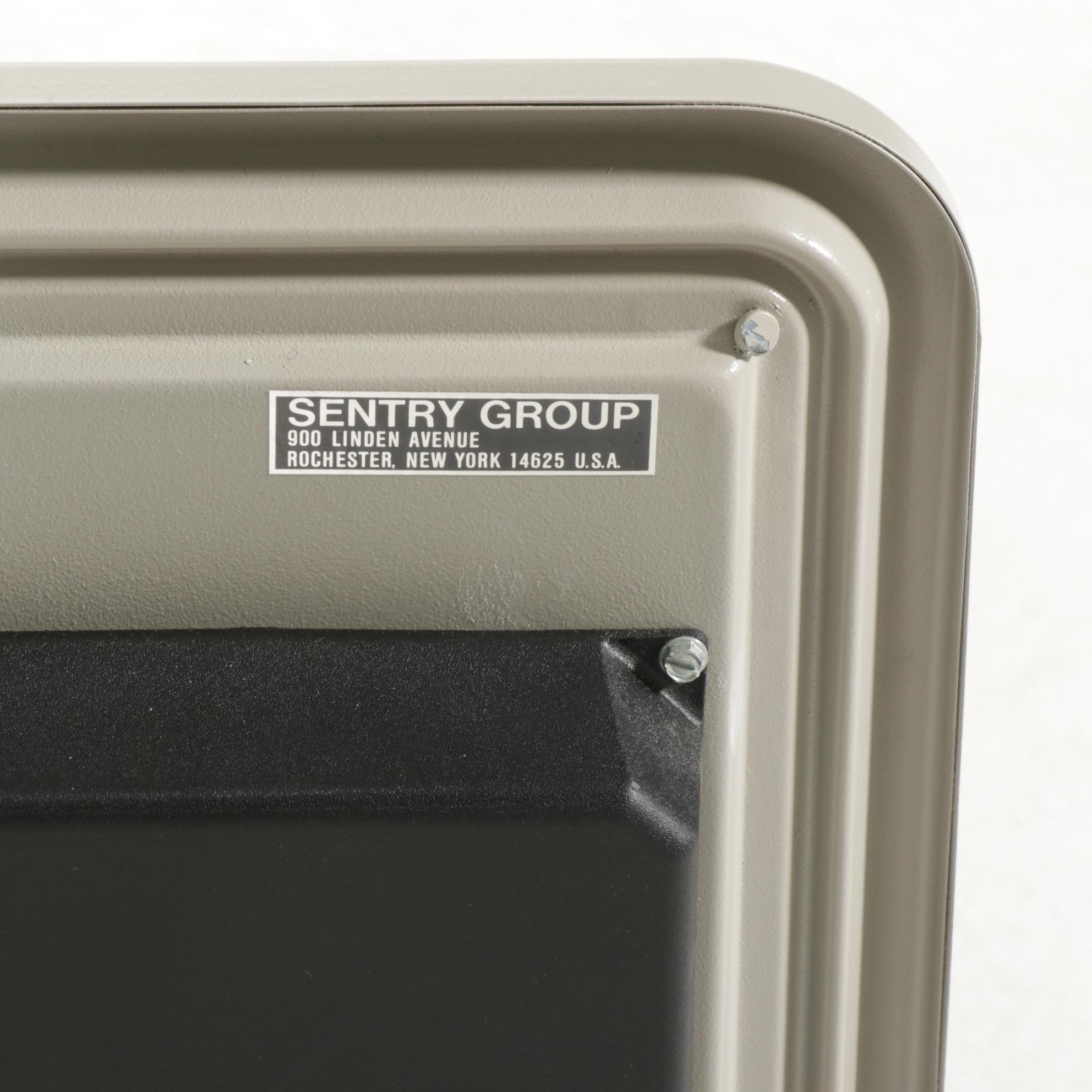 Sentry Group Model 1250 Combination Safe | EBTH