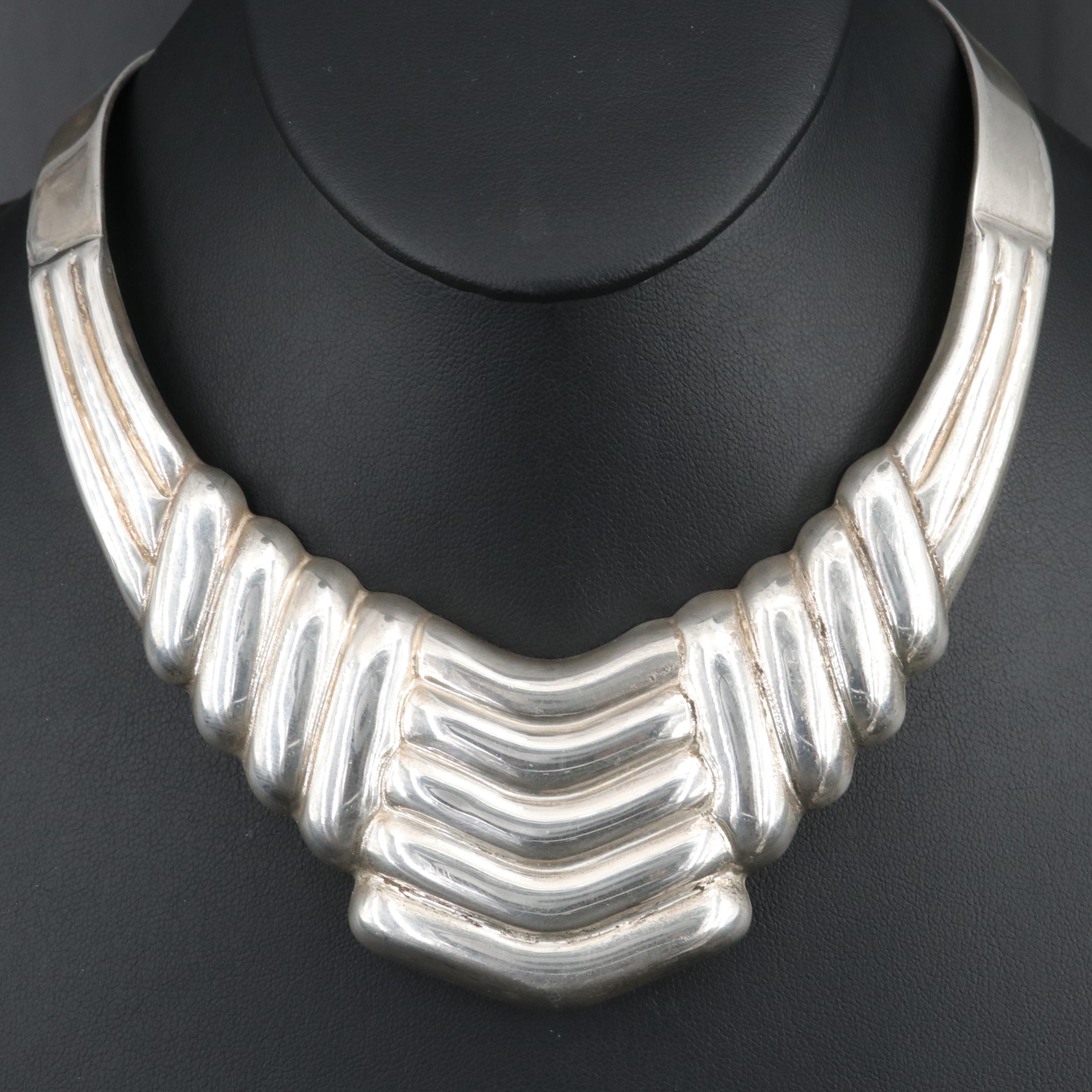 Mexican Sterling Fluted Collar | EBTH