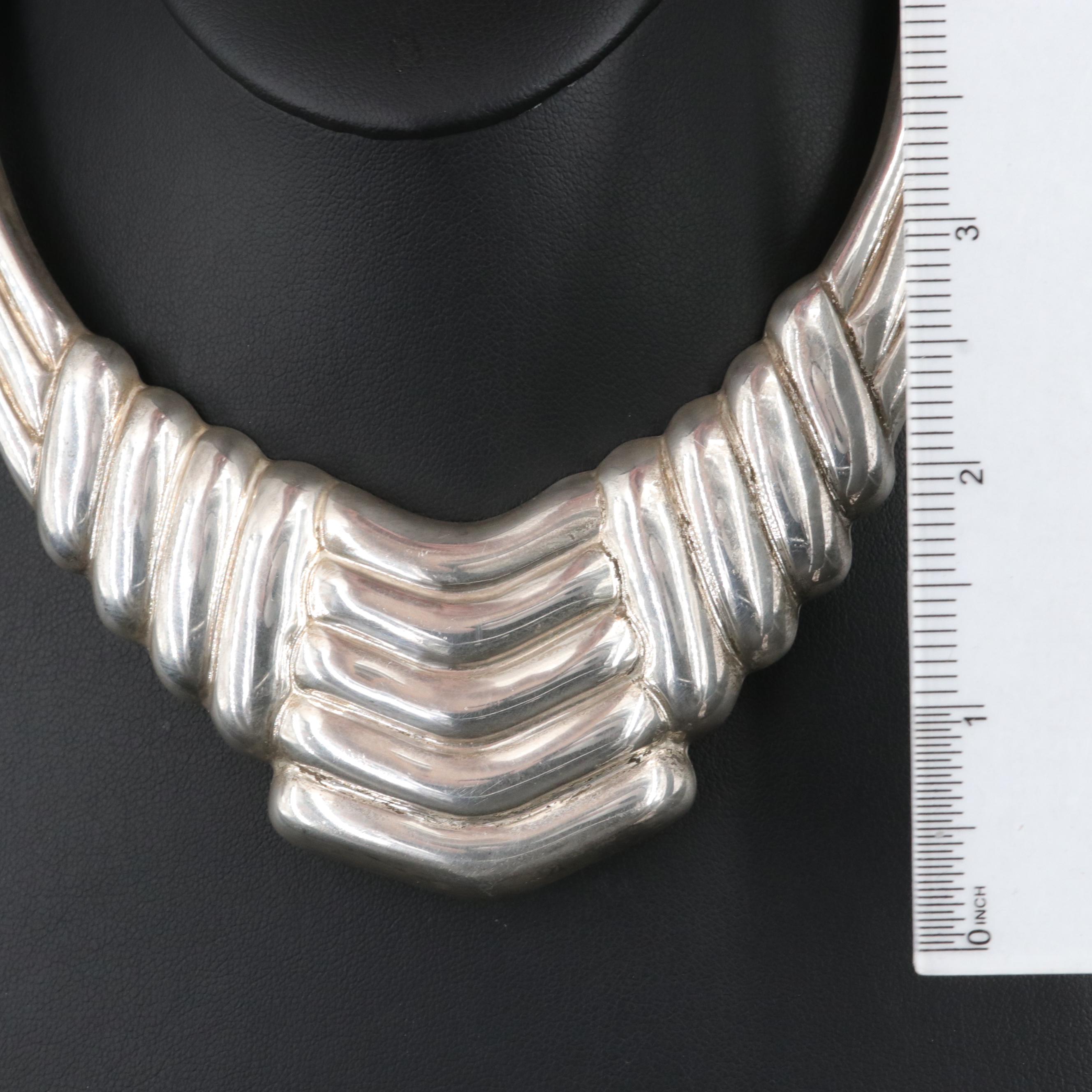Mexican Sterling Fluted Collar | EBTH