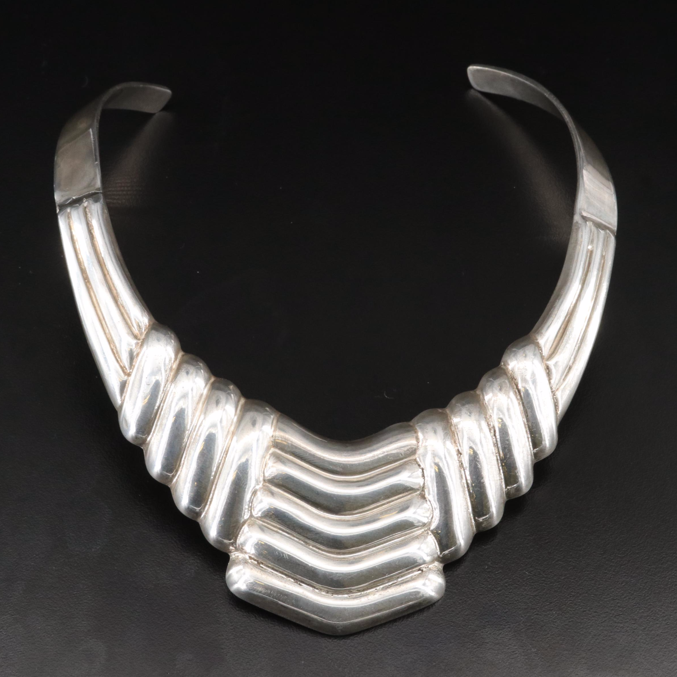 Mexican Sterling Fluted Collar | EBTH