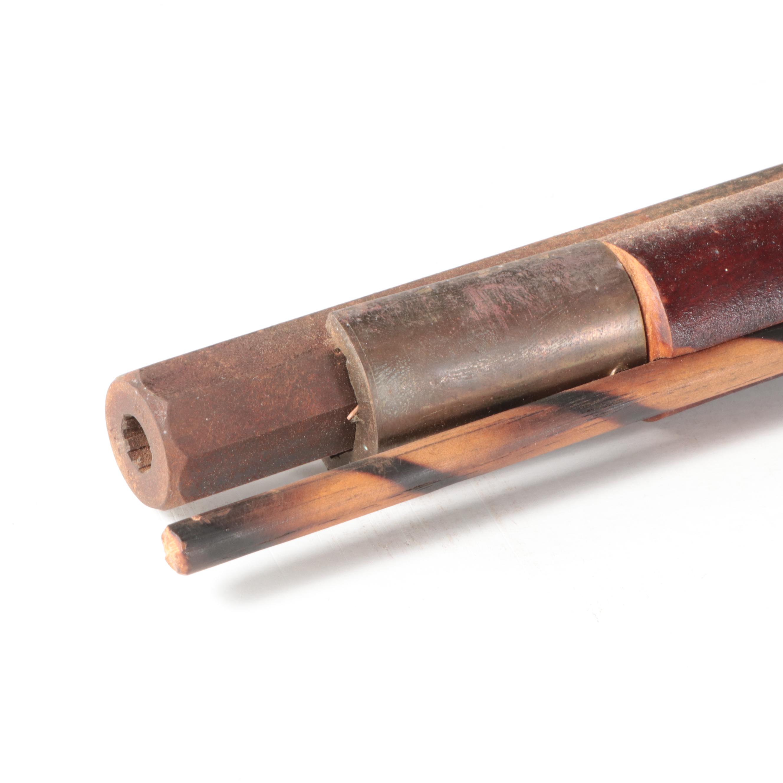 Dixie Gun Works .32 Flintlock Rifle with Powder Horn | EBTH