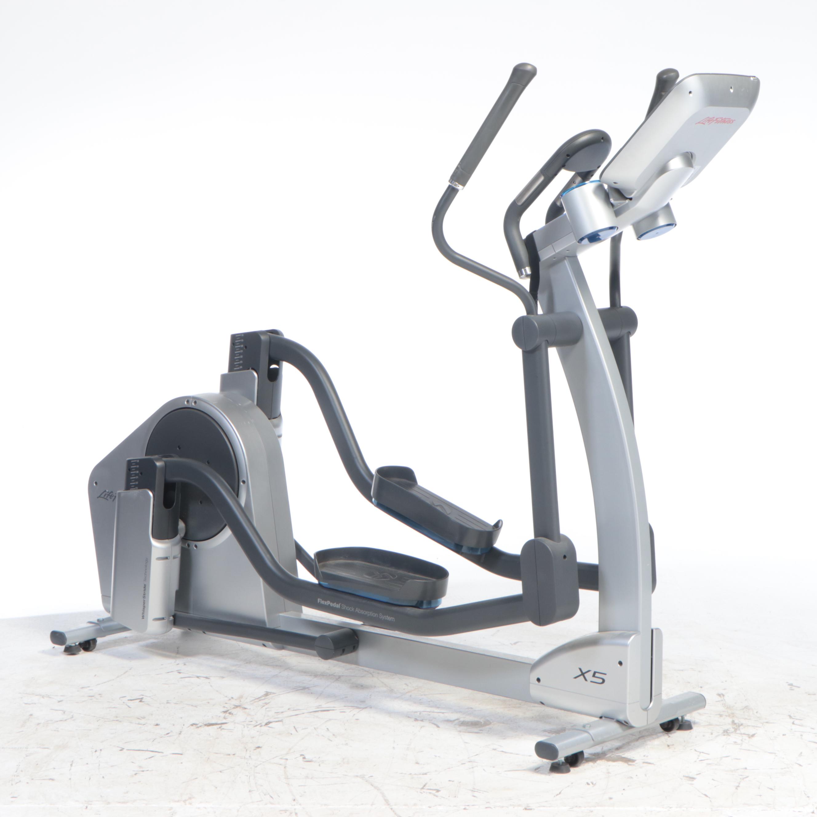 Life Fitness Whisper Stride Elliptical Trainer | EBTH