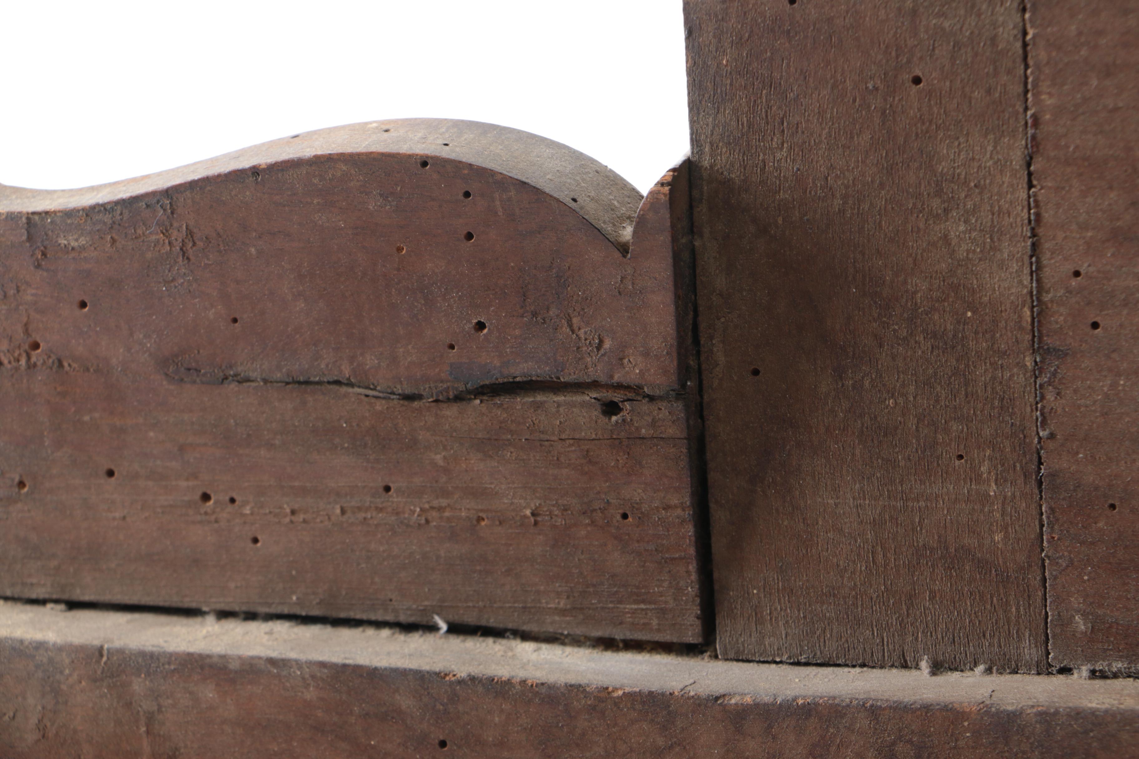 Victorian Carved Mahogany Furniture Pediment | EBTH