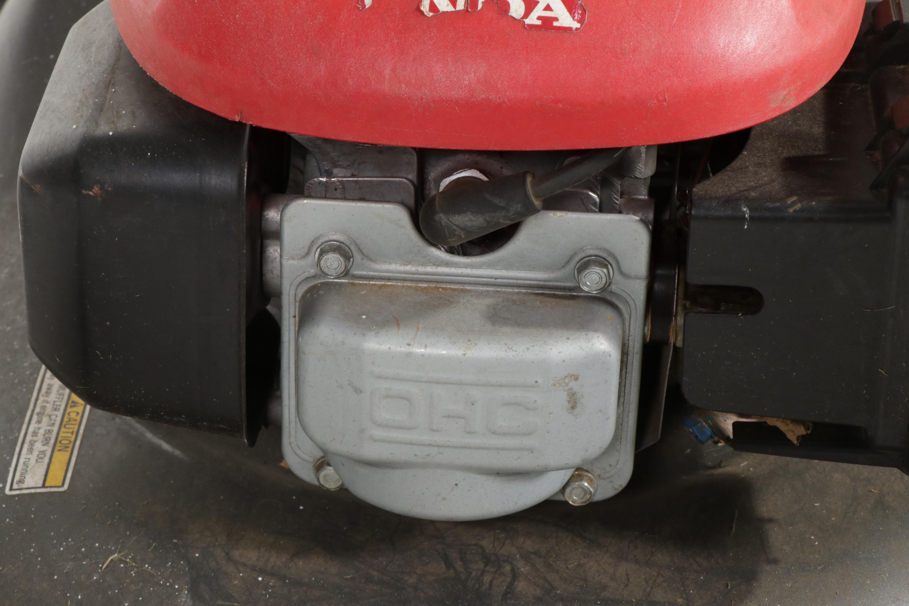 Honda Harmony II HRR216 Self Propelled Gas Powered Lawnmower | EBTH