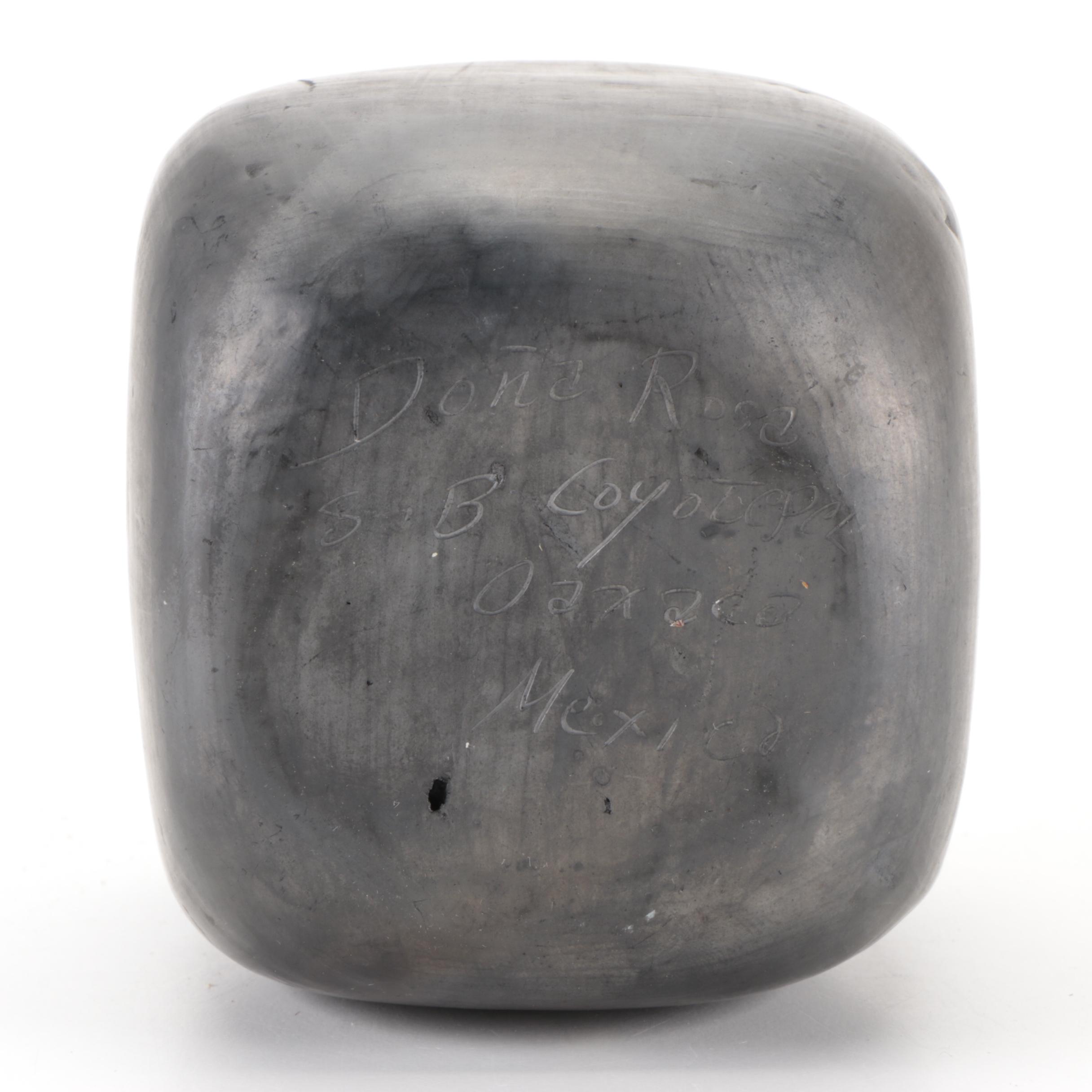 Doña Rosa Oaxacan Barro Negro Hand Built Pottery Vessel | EBTH