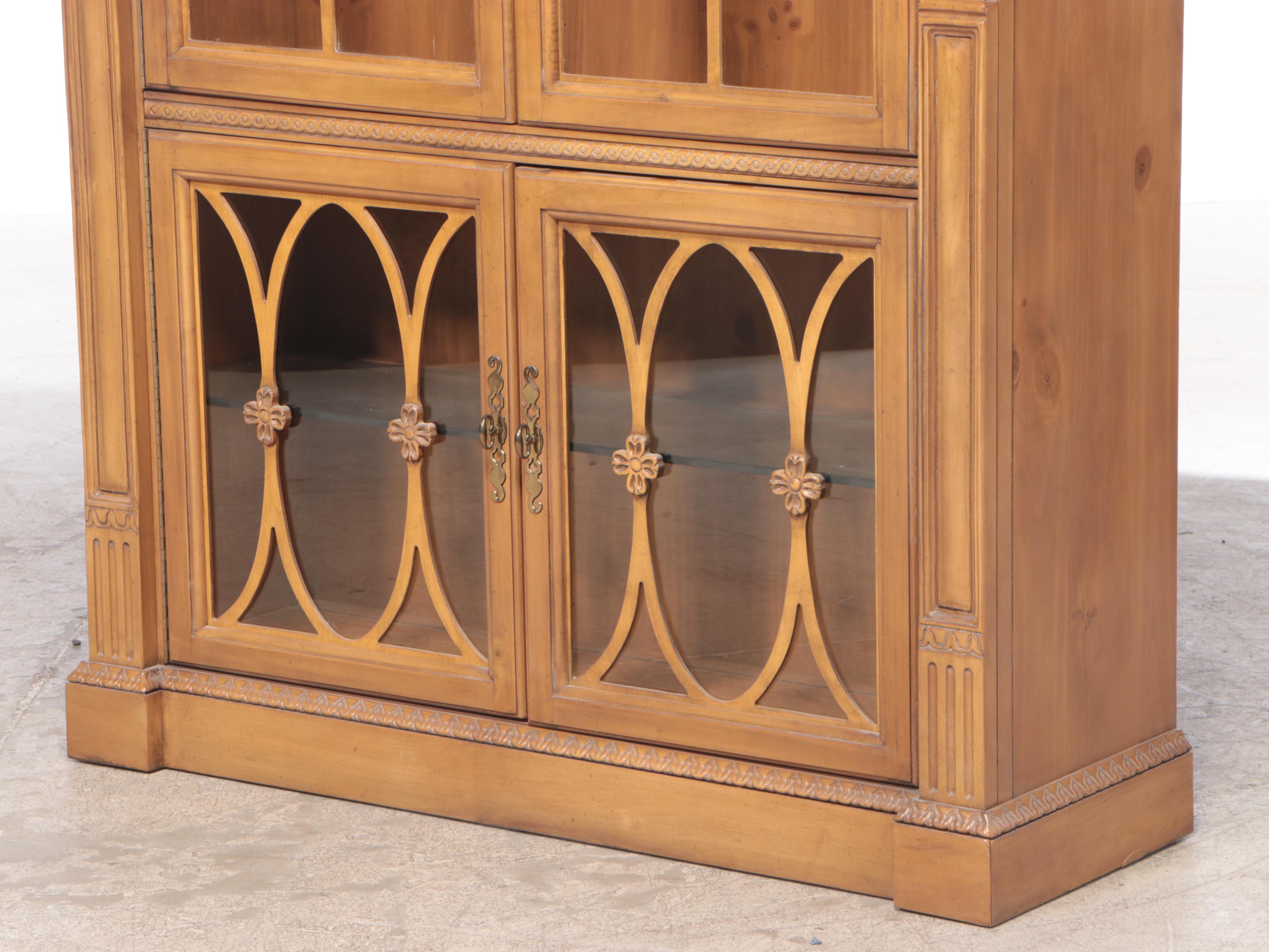 Bernhardt Georgian Style Pine China Cabinet | EBTH
