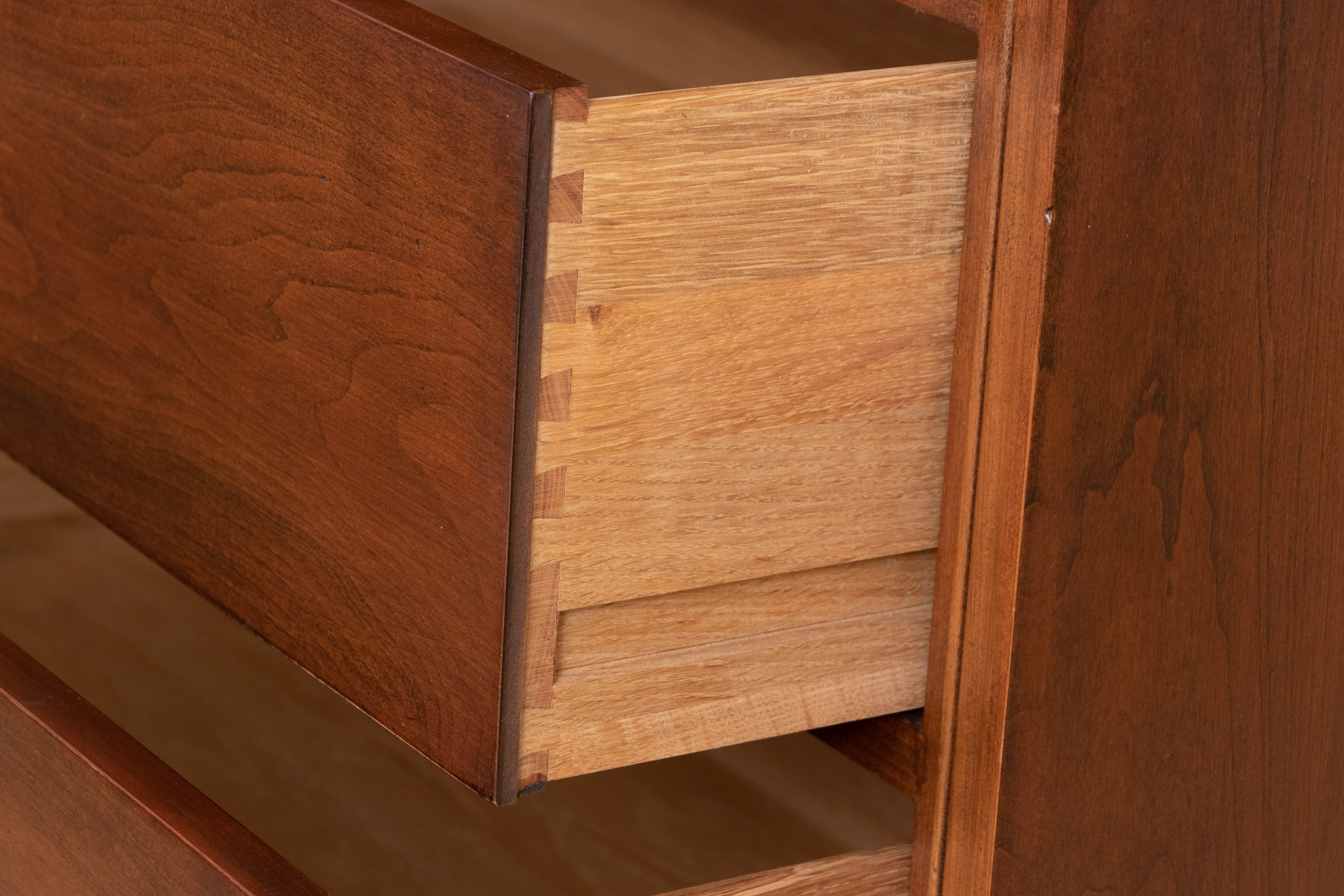 Stickley "Marseilles" Louis Philippe Style Cherry Dresser | EBTH