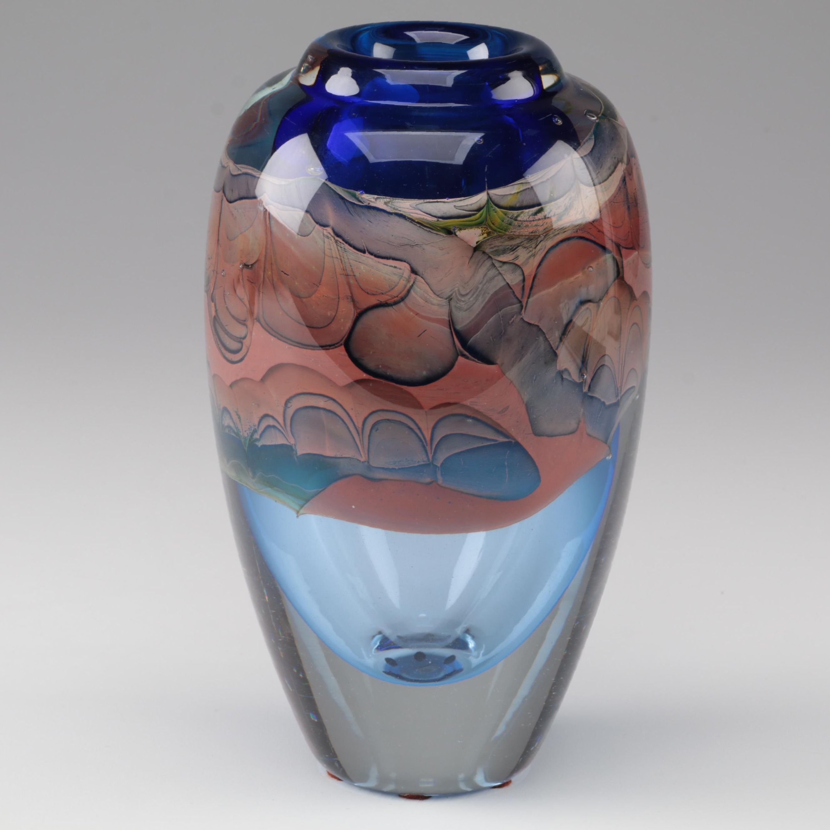 Brent Kee Young Studio Art Glass Vase, 1985 | EBTH