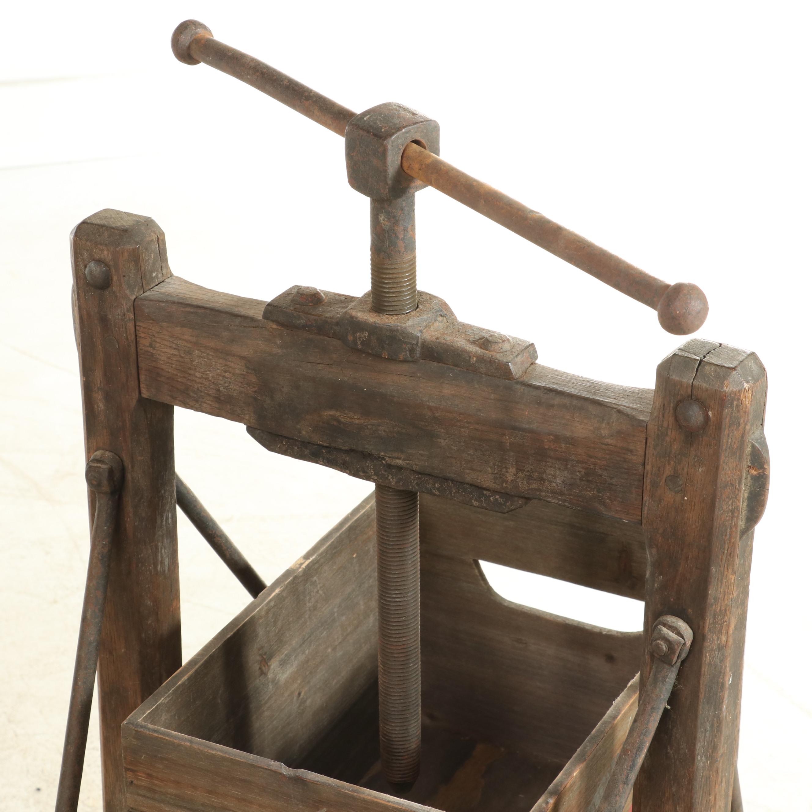 Antique Apple Press with Century Farm Crate | EBTH