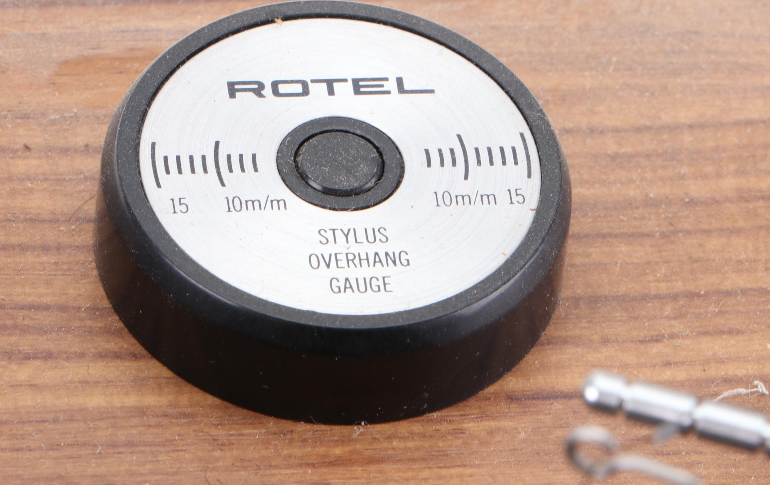 Rotel RP-2500 2-Speed Belt Driven Turntable, Late 20th Century | EBTH