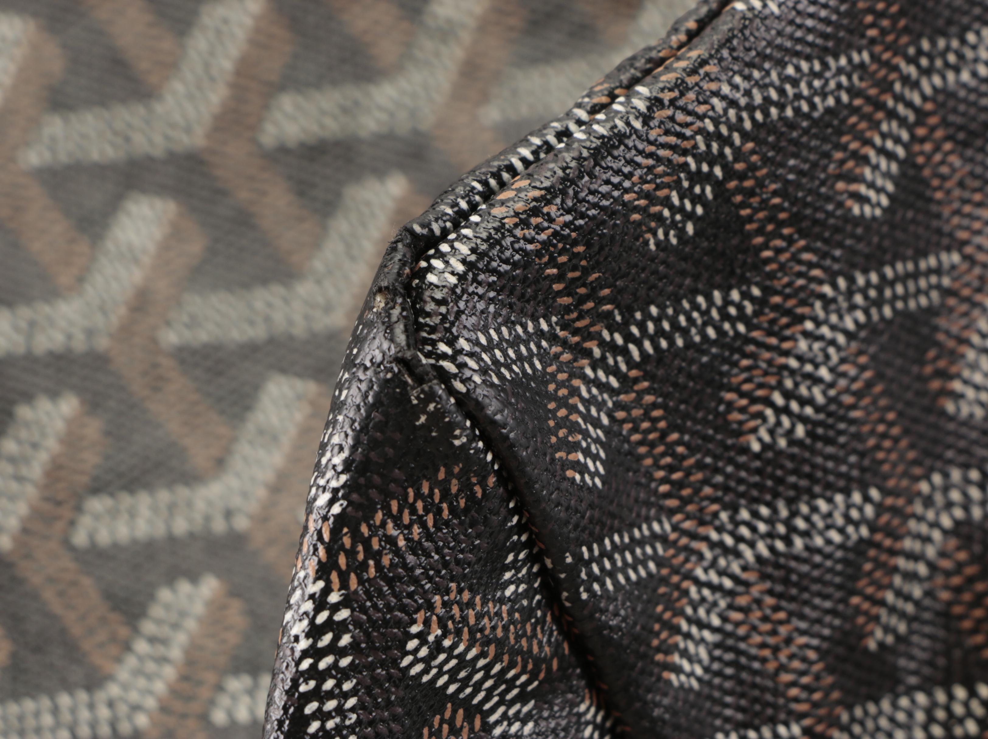 Goyard Saint Louis Tote Bag and Pouch in Goyardine Canvas and Leather ...