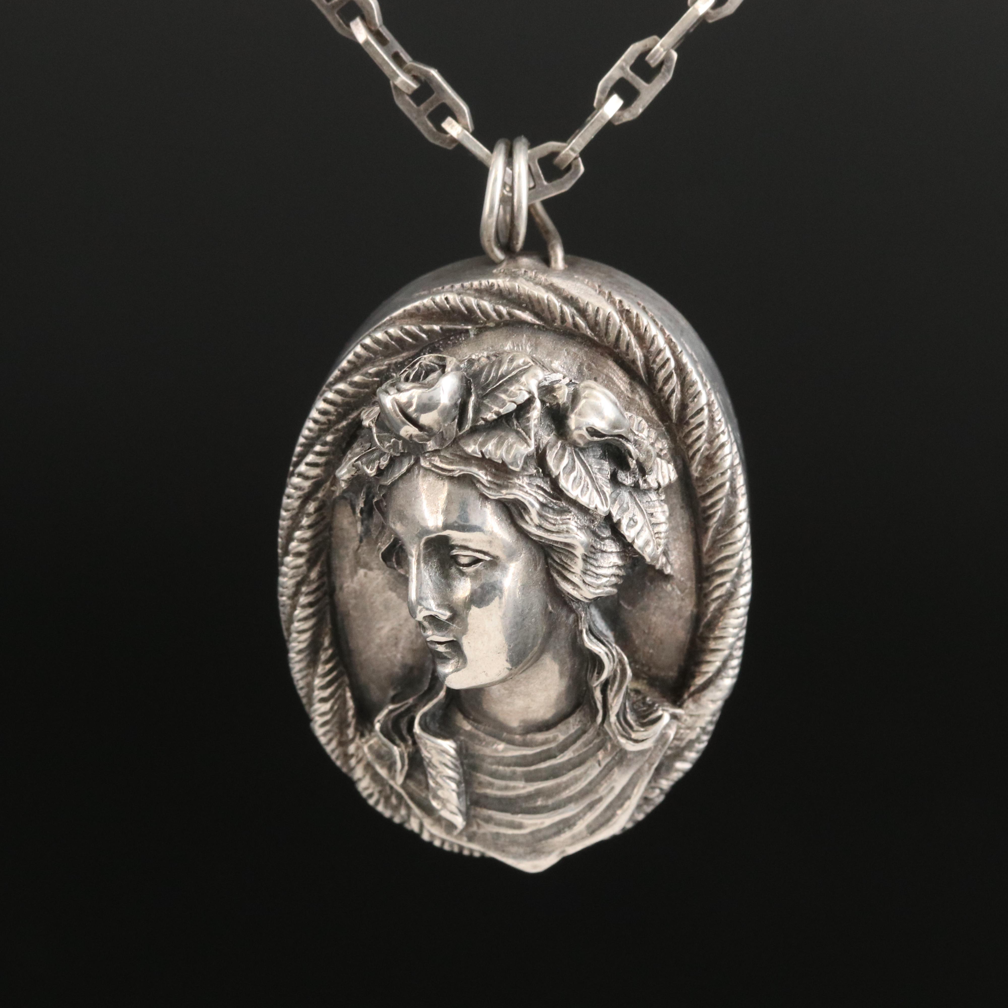 Henryk Winograd Art Nouveau Style Fine Silver High Relief Repoussé Necklace | EBTH