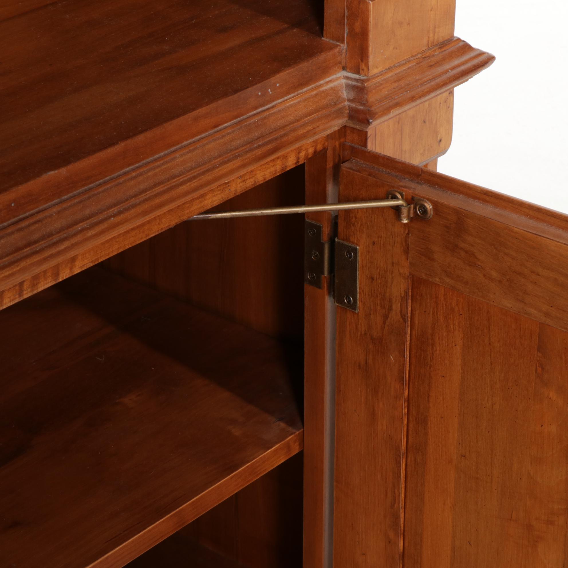 Ethan Allen "Legacy Collection" Maple Bookcase | EBTH