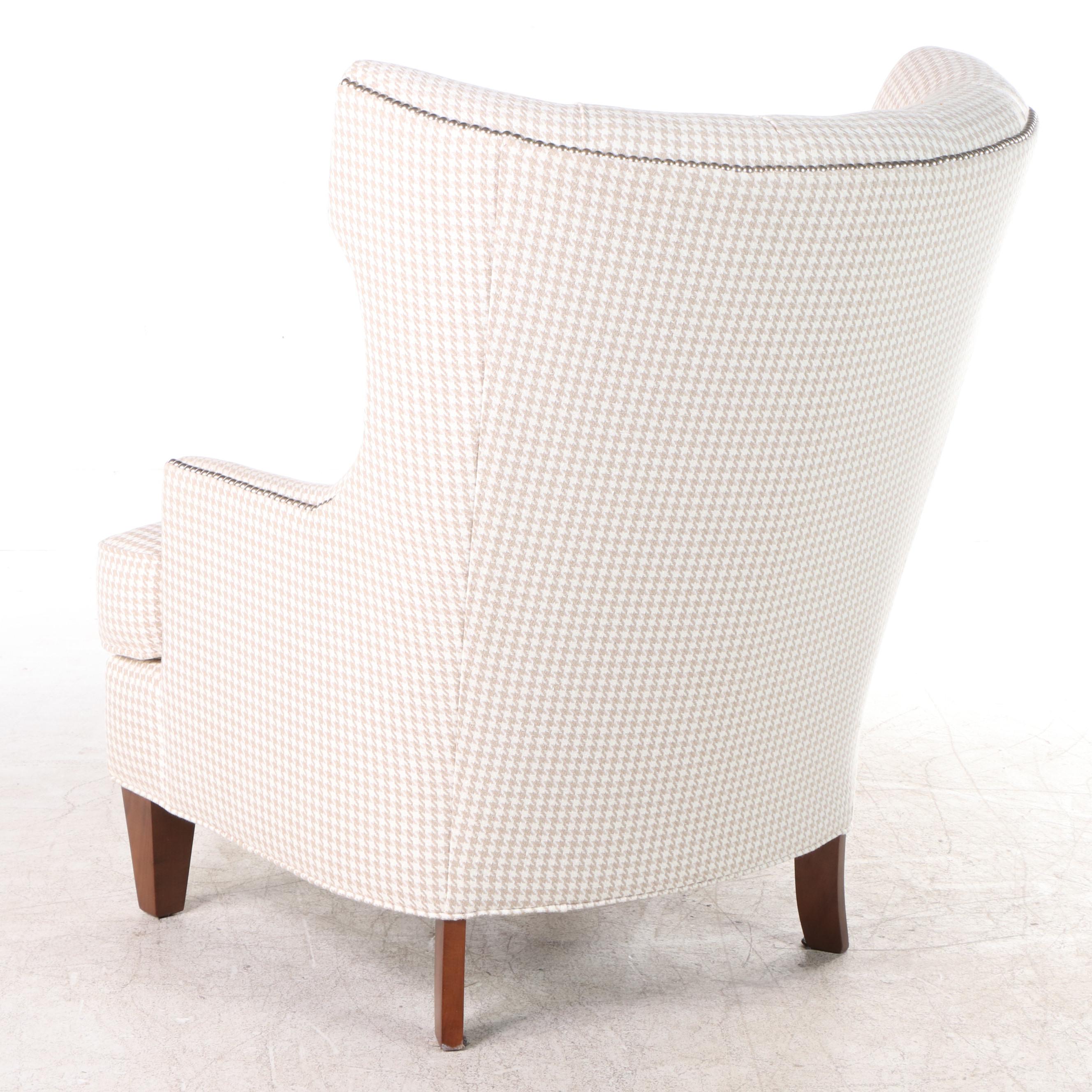 Huntington House Hounds Tooth Upholstered Lounge Chair | EBTH