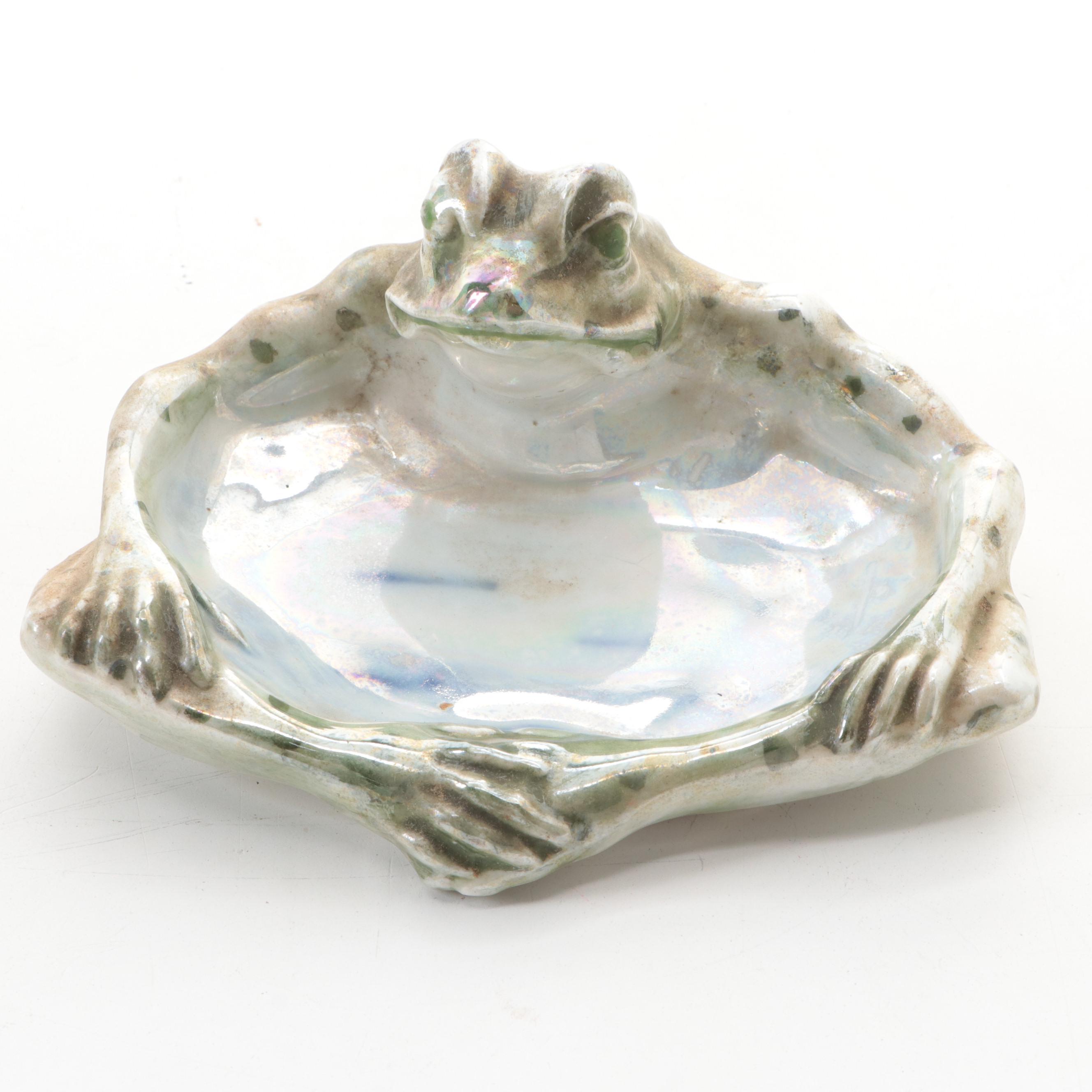 Ungemach Pottery Swan Planter and Ceramic Frog Dish | EBTH
