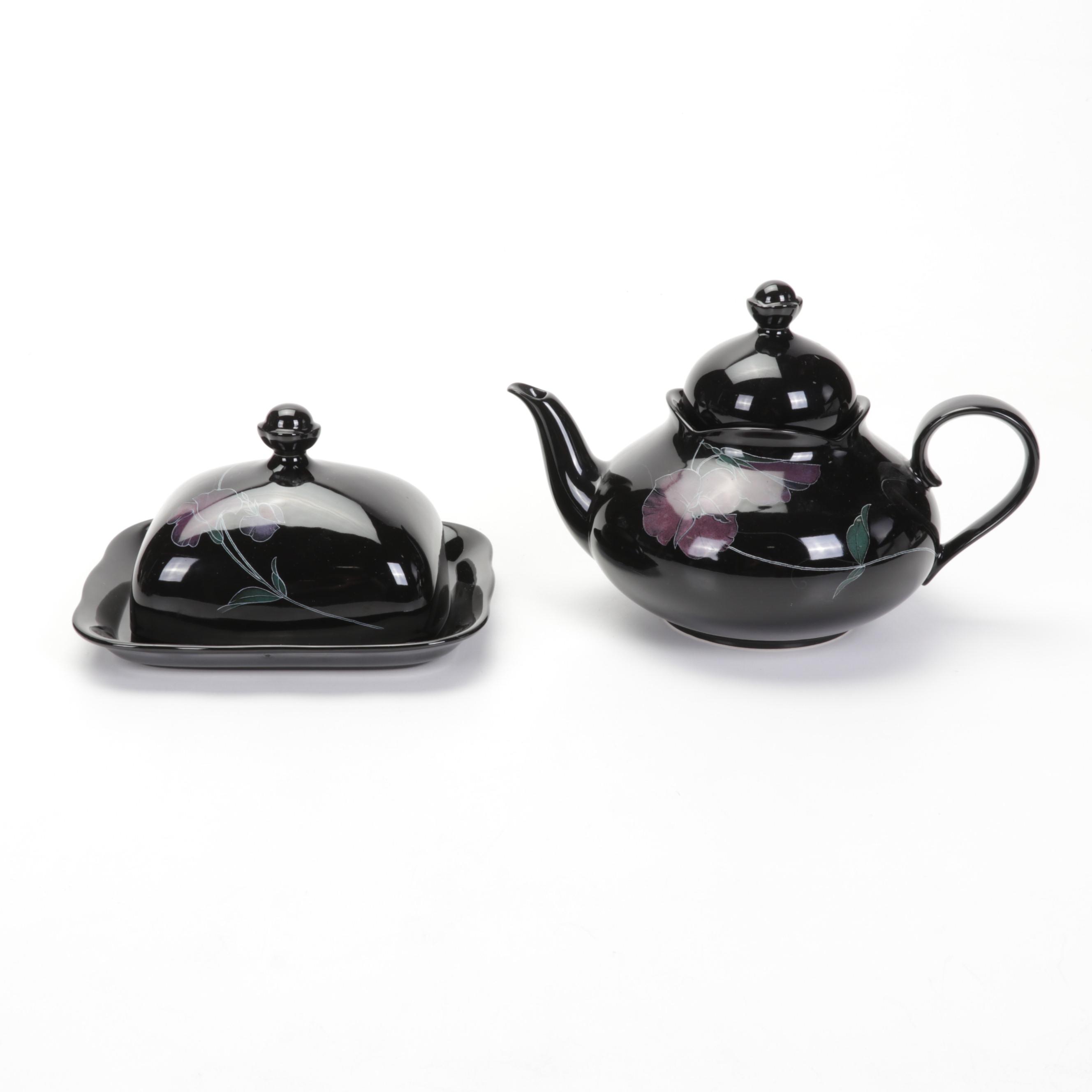 Mikasa "Tango" Earthenware Dinnerware, 1980s | EBTH