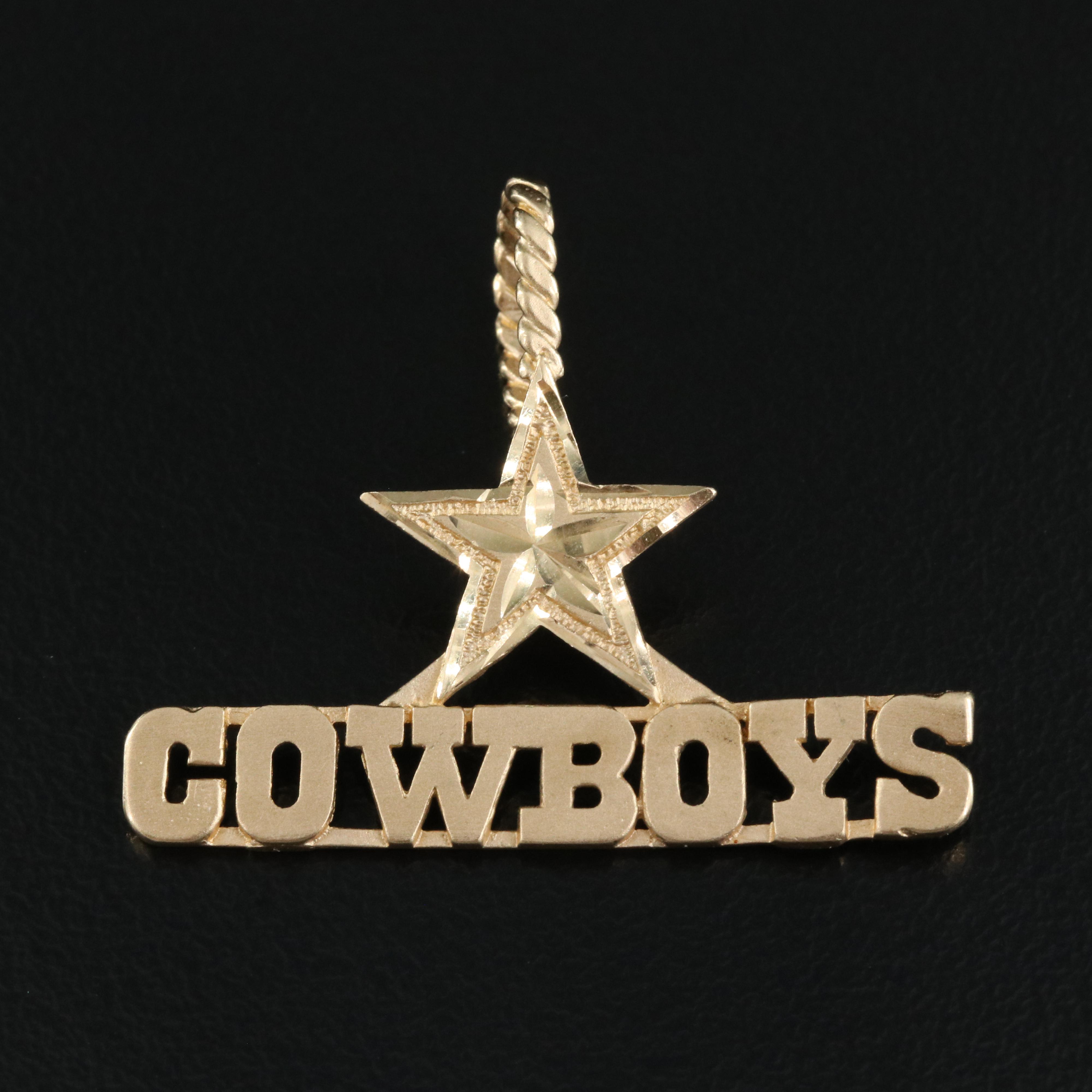 14K Dallas Cowboys Pendant | EBTH