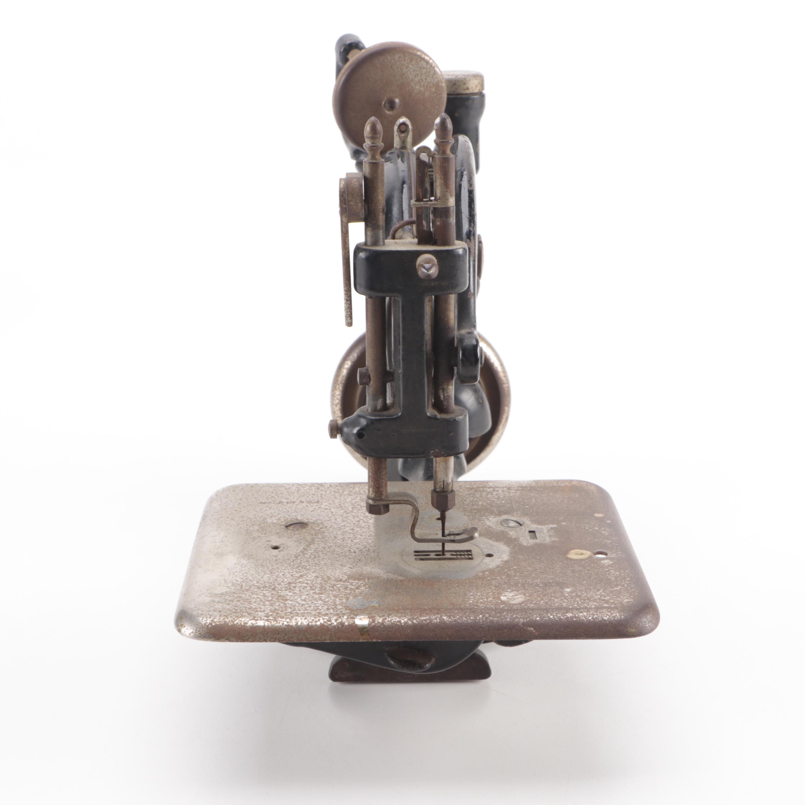 National Sewing Machine Co. Manual Sewing Machine, Late 19th/ Early ...