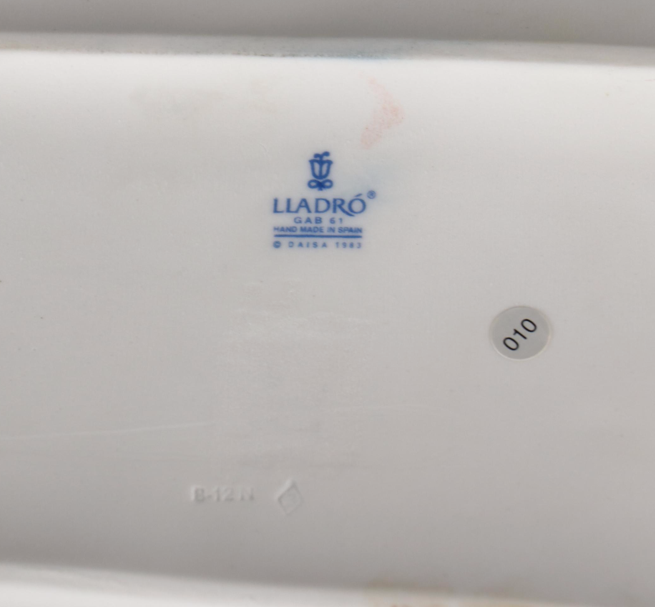 Lladró "Born Free" Porcelain Sculpture Designed by Salvador Debón with ...