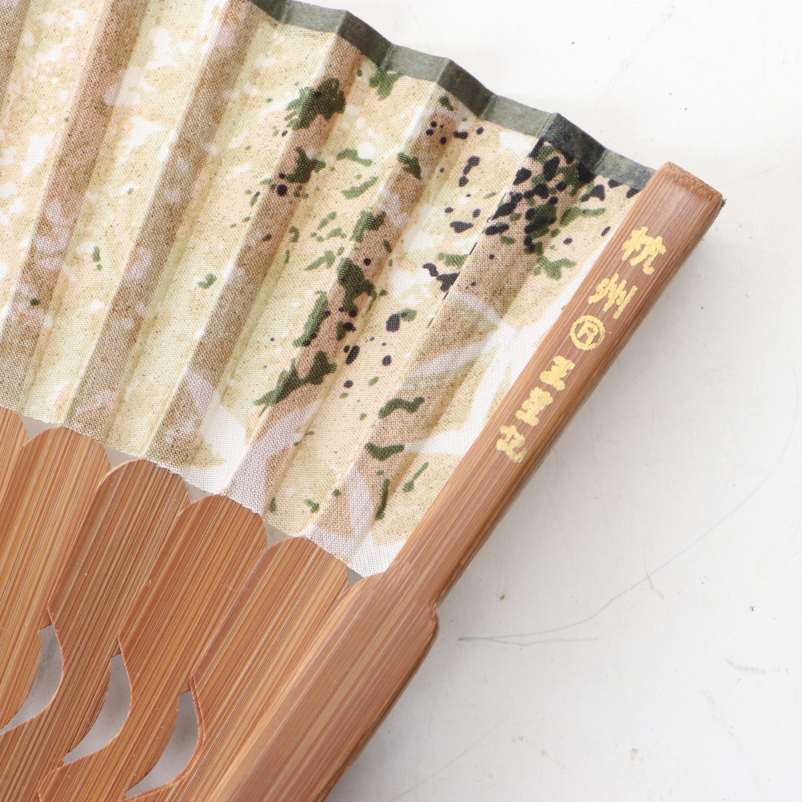 Japanese Porcelain Sushi Dishes with Chopsticks with Fan | EBTH