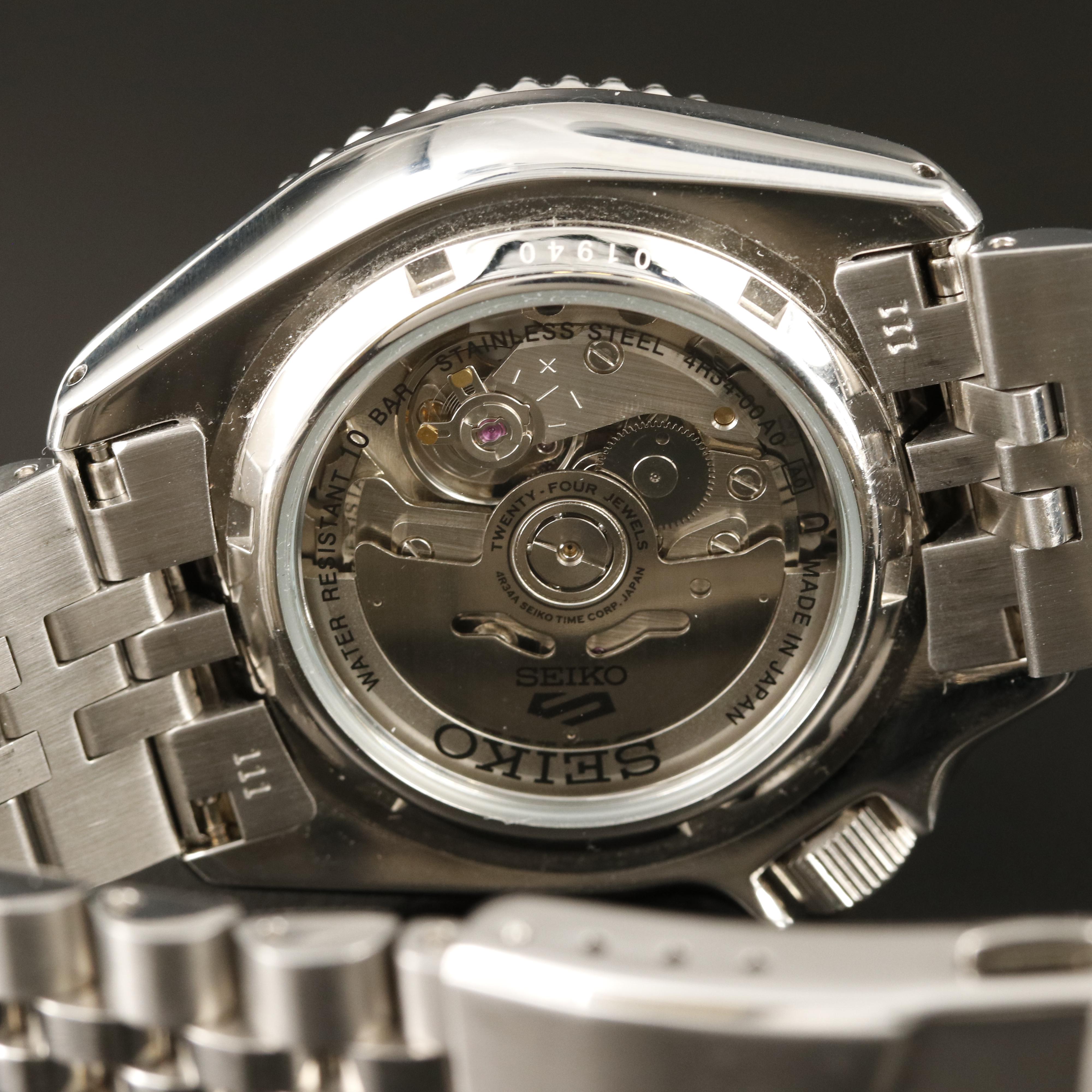 Seiko 5 Automatic GMT with Date Wristwatch | EBTH