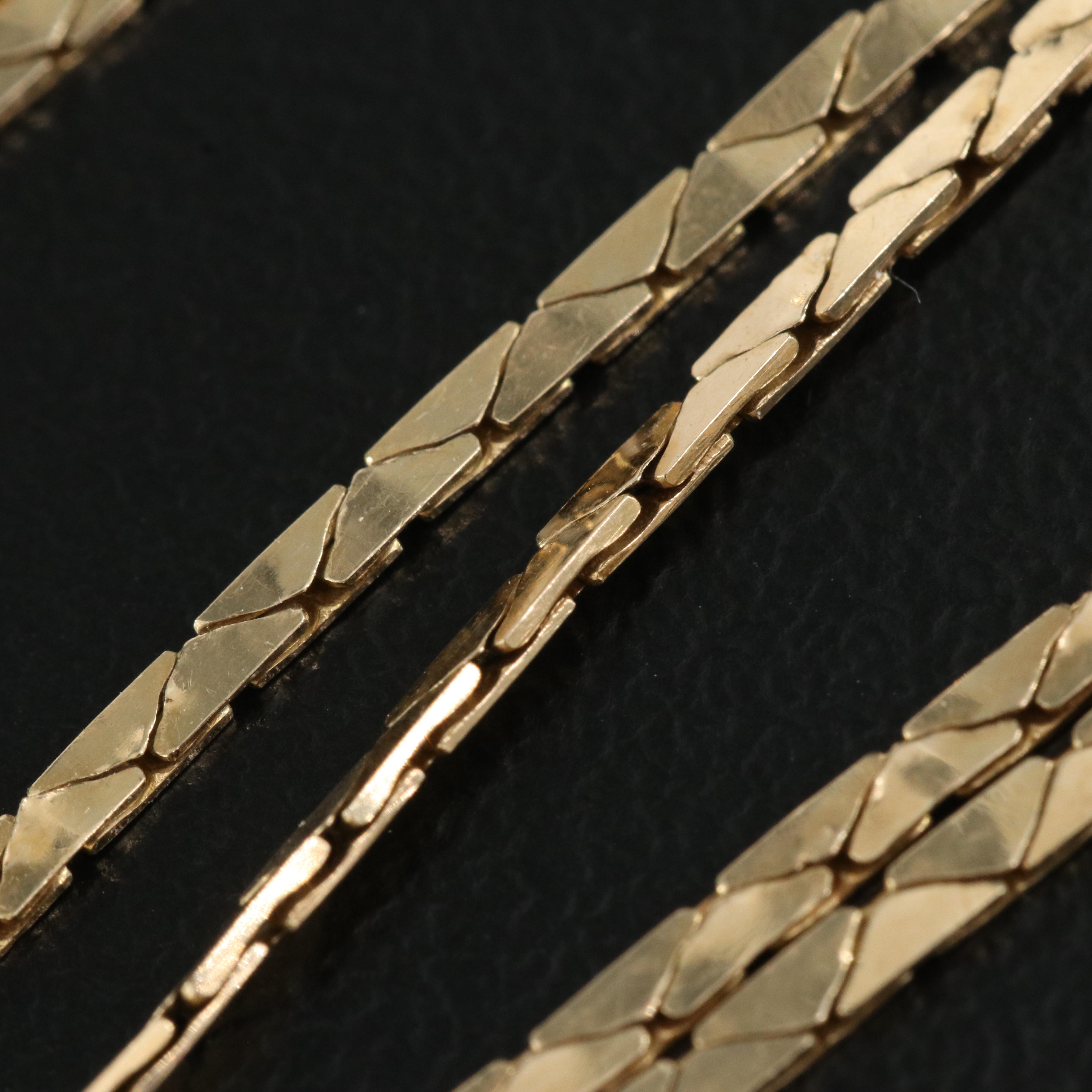 Italian 14K Cobra Chain Necklace | EBTH