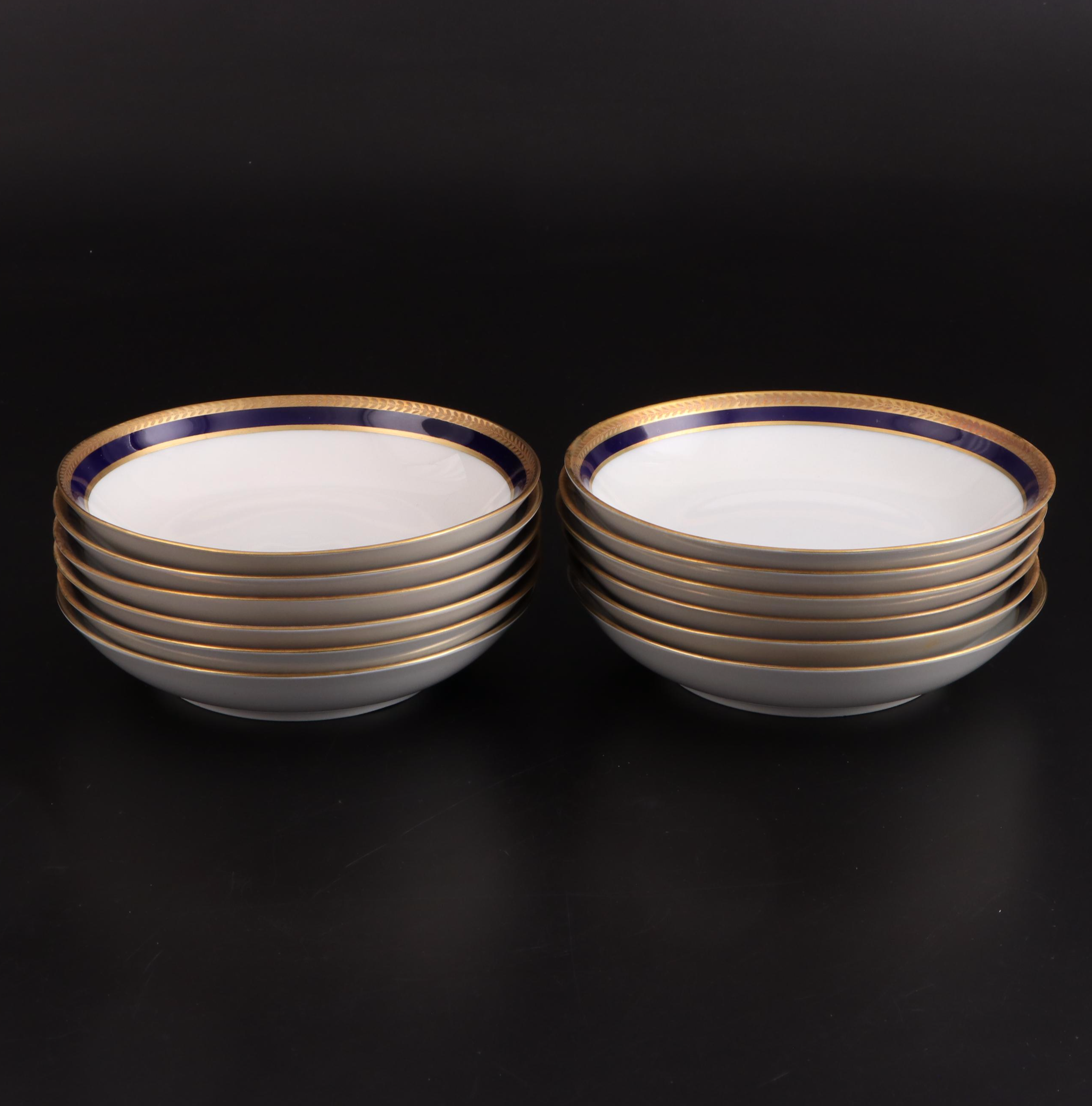 Schumann "Classic Cobalt" Porcelain Dinnerware Service for Twelve | EBTH