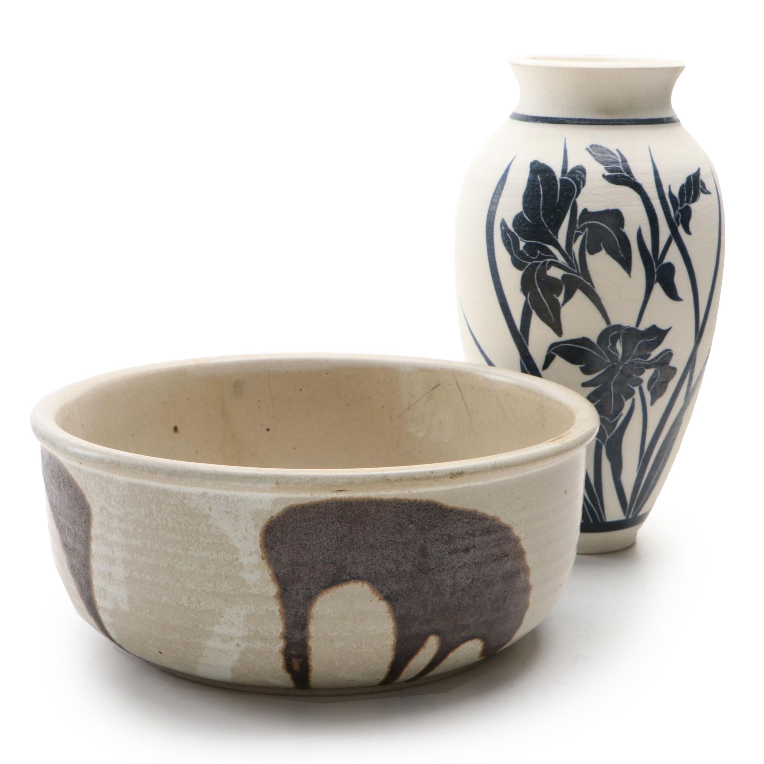 Edward George Diers Rookwood Pottery Vellum Glaze Vase, 1927 | EBTH