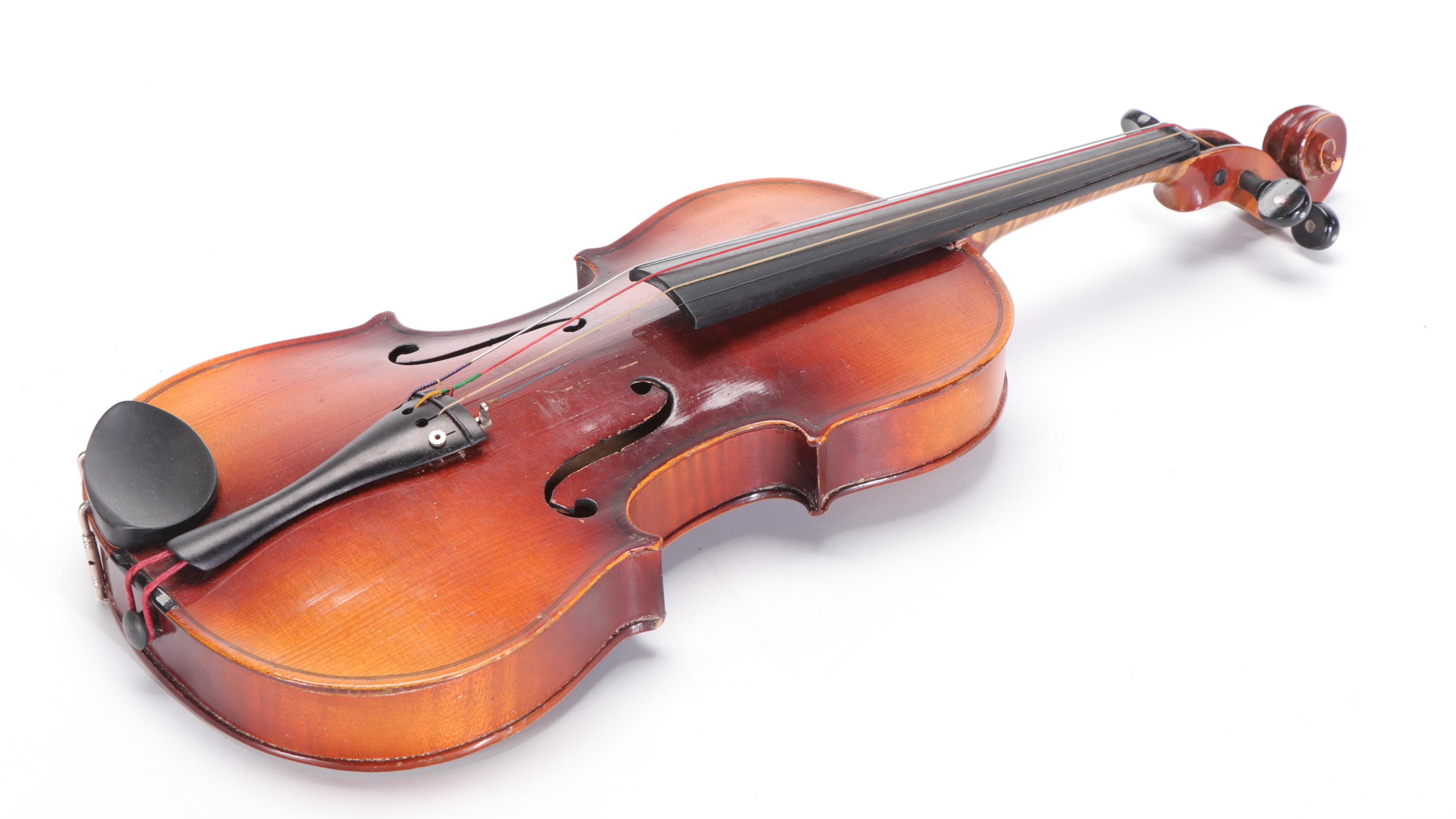 Stradivarius Replica 4/4 Violin with Bow and Case | EBTH