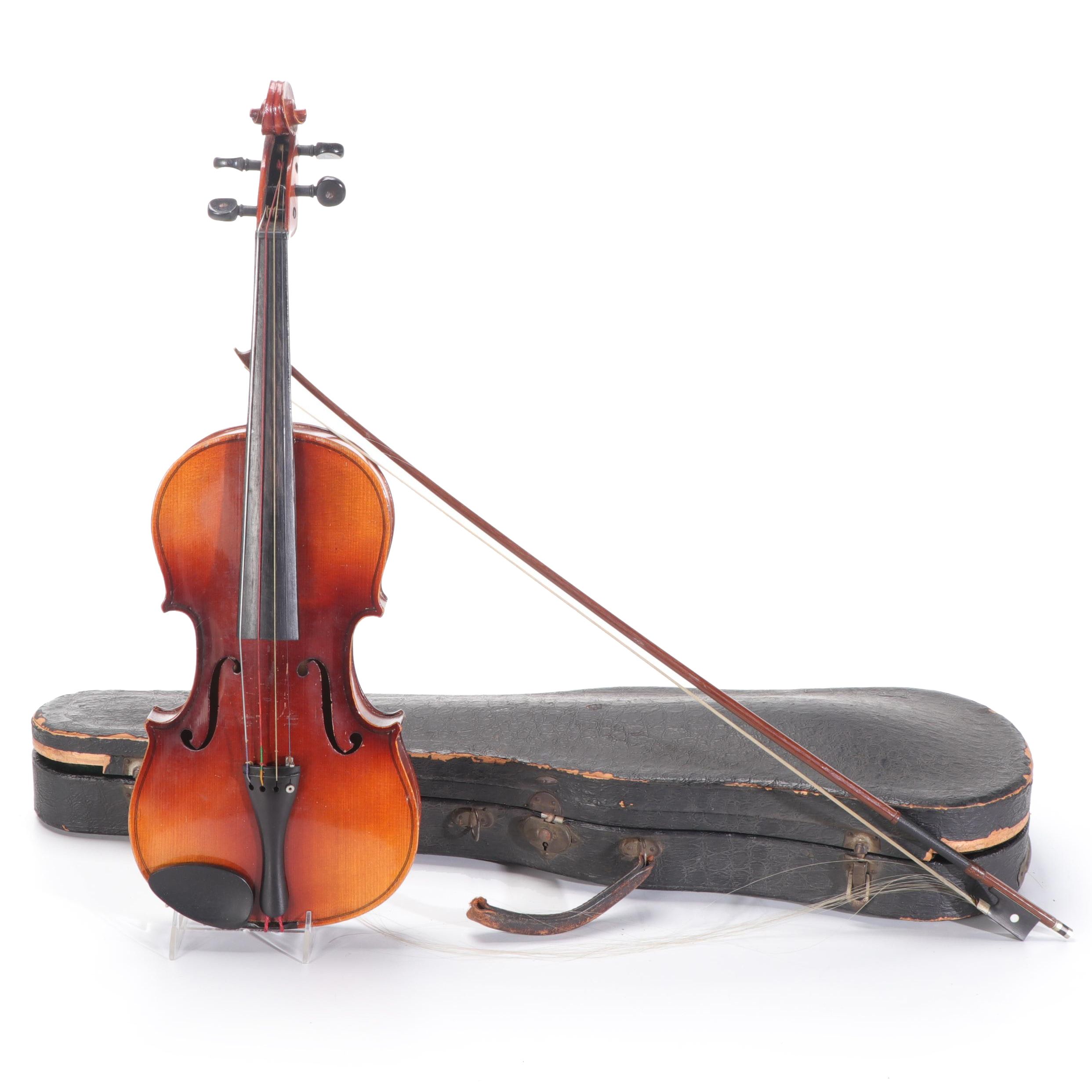 Stradivarius Replica 4/4 Violin with Bow and Case | EBTH
