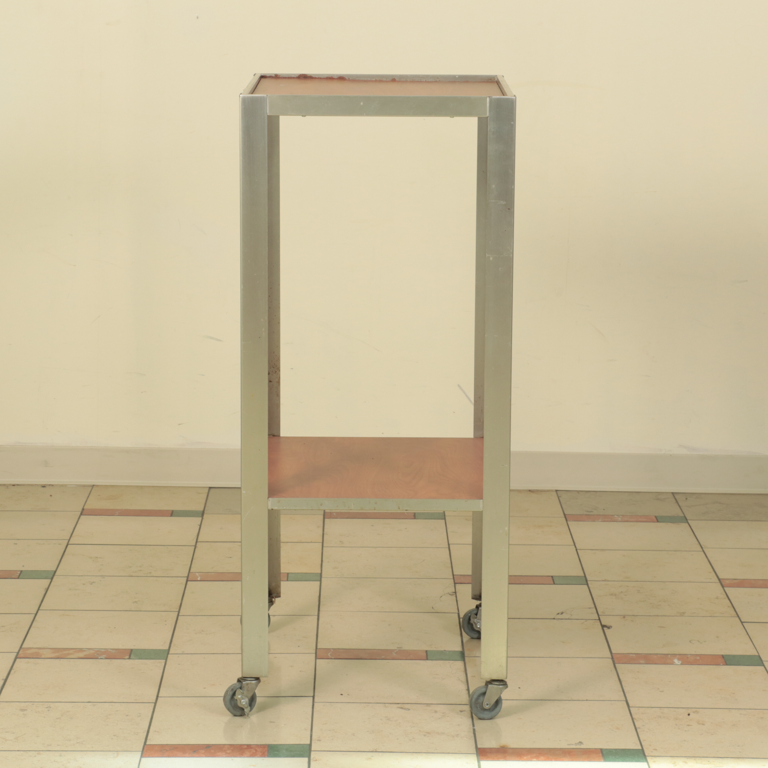 Laminated and Painted Wood Display Tables and Shelves on Wheels | EBTH