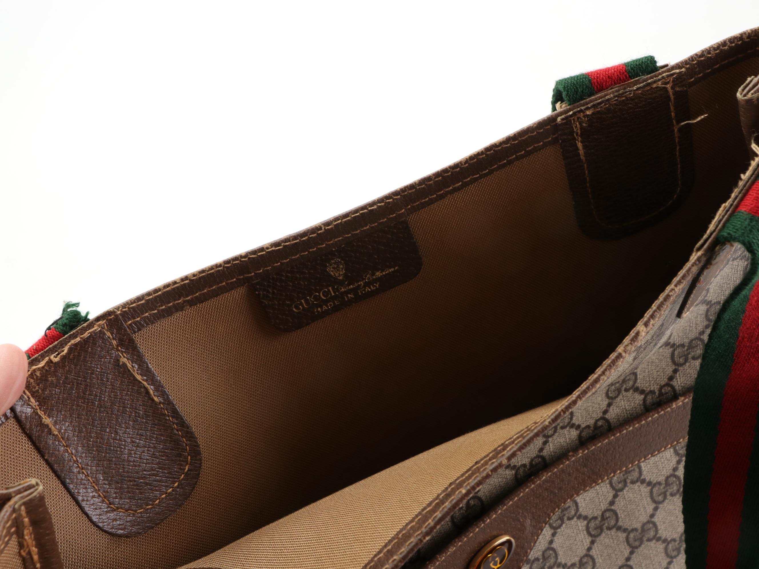 Gucci Accessory Collection GG Supreme Canvas Tote Bag with Web Stripe ...