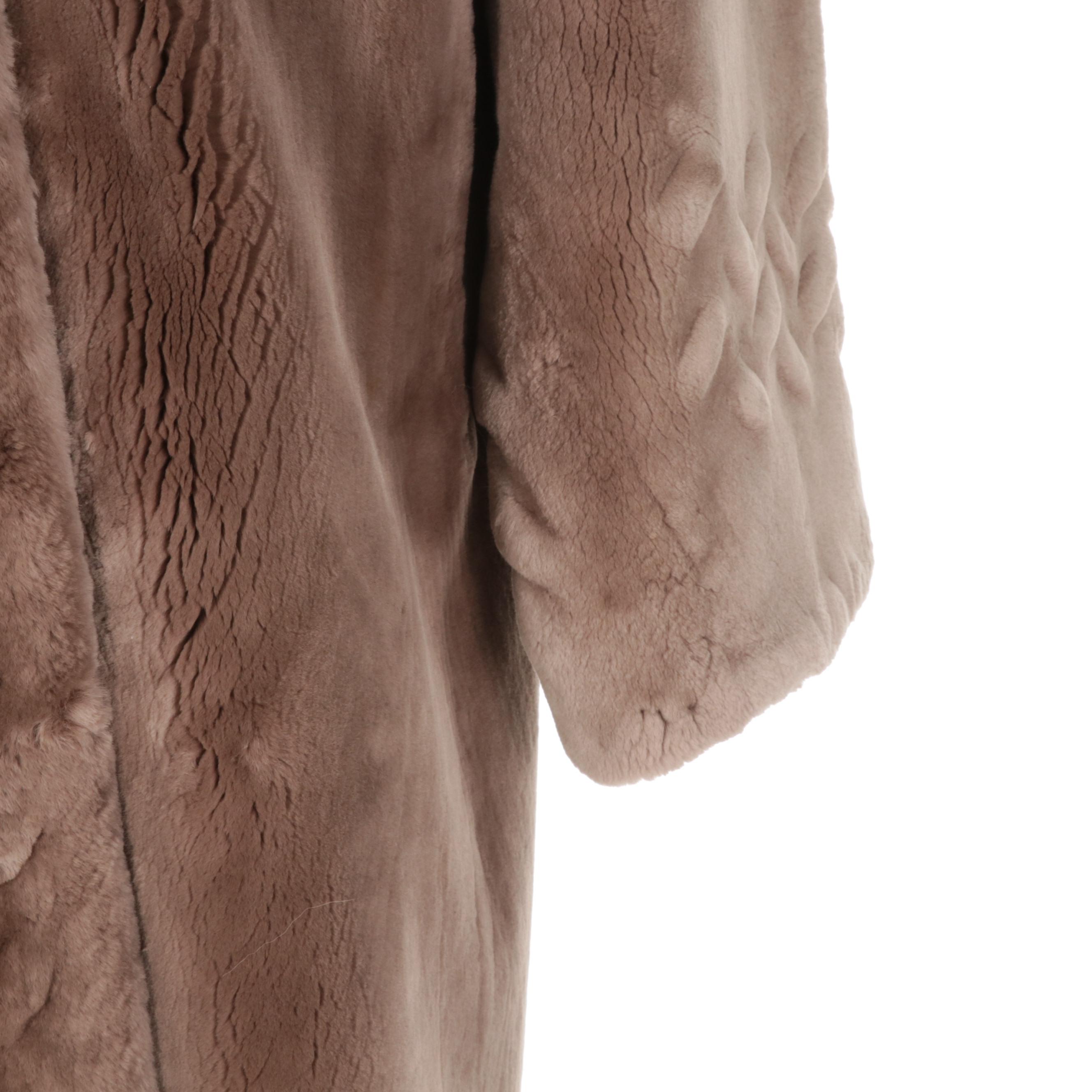 Canadian Sheared Beaver Coat with Patterned Trim | EBTH