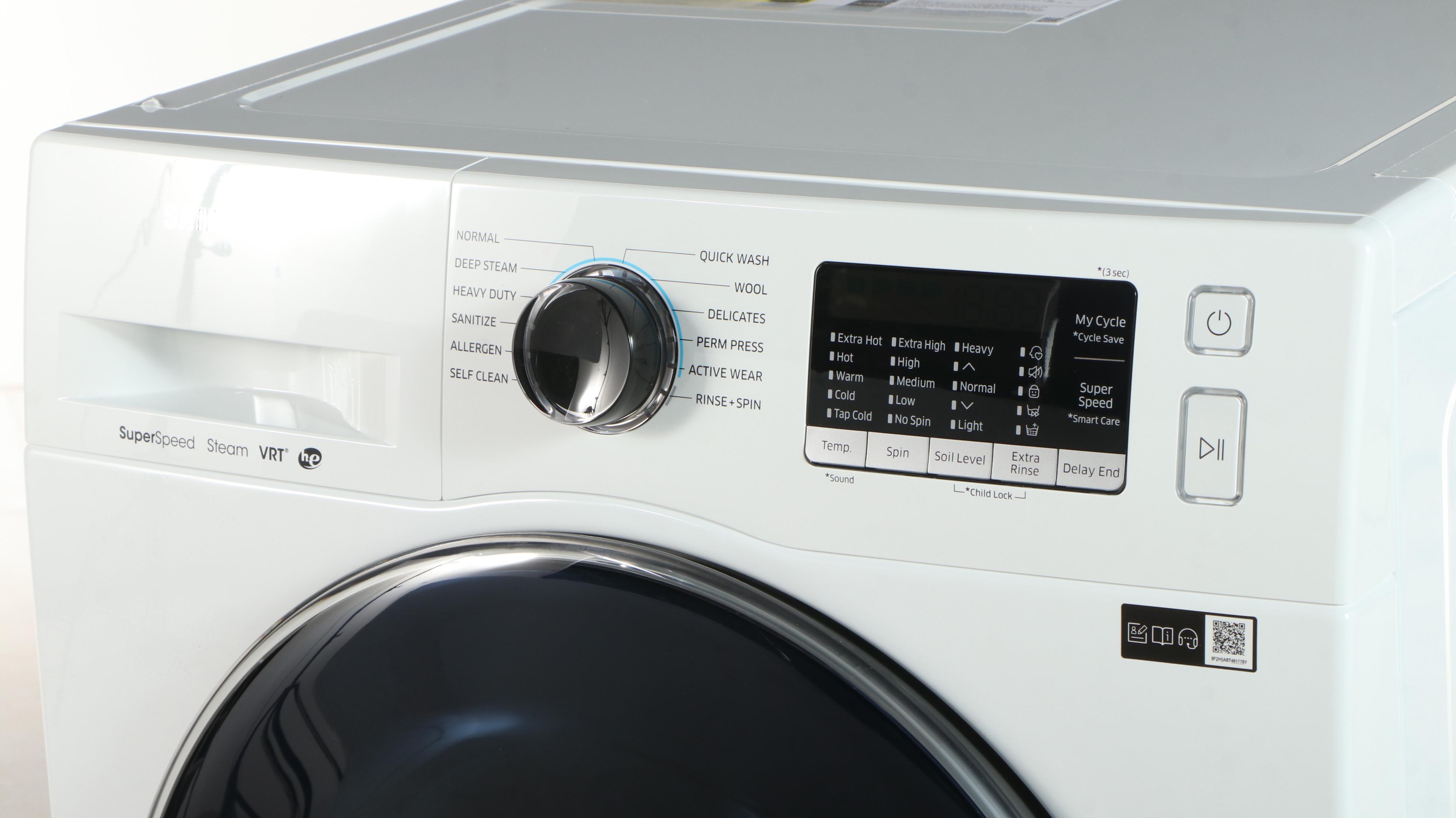 Samsung 2.2 Cu. Ft. White Compact Front Load Washer with Super Speed | EBTH