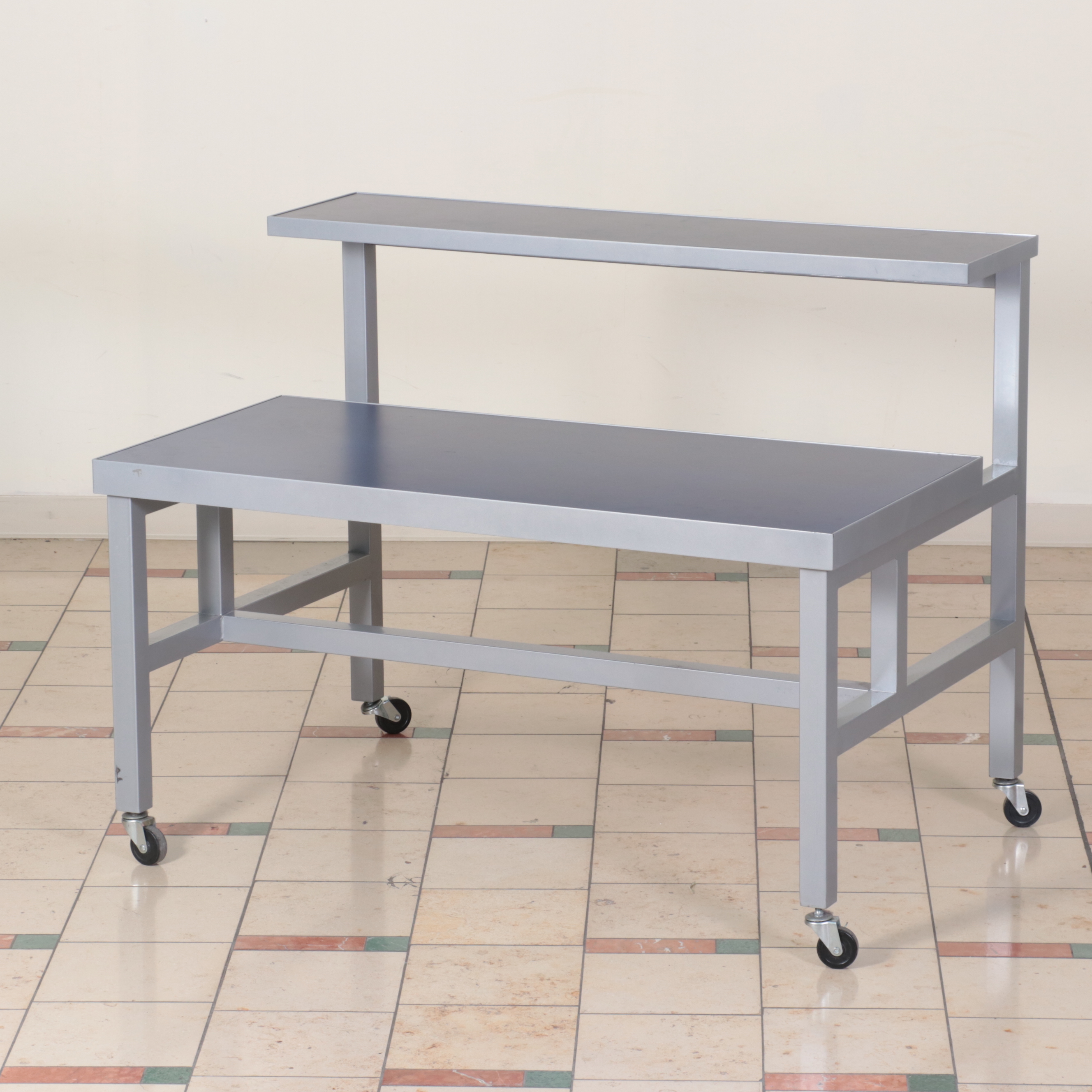 Mobile 2 Tiered Display Table and Nesting Table | EBTH