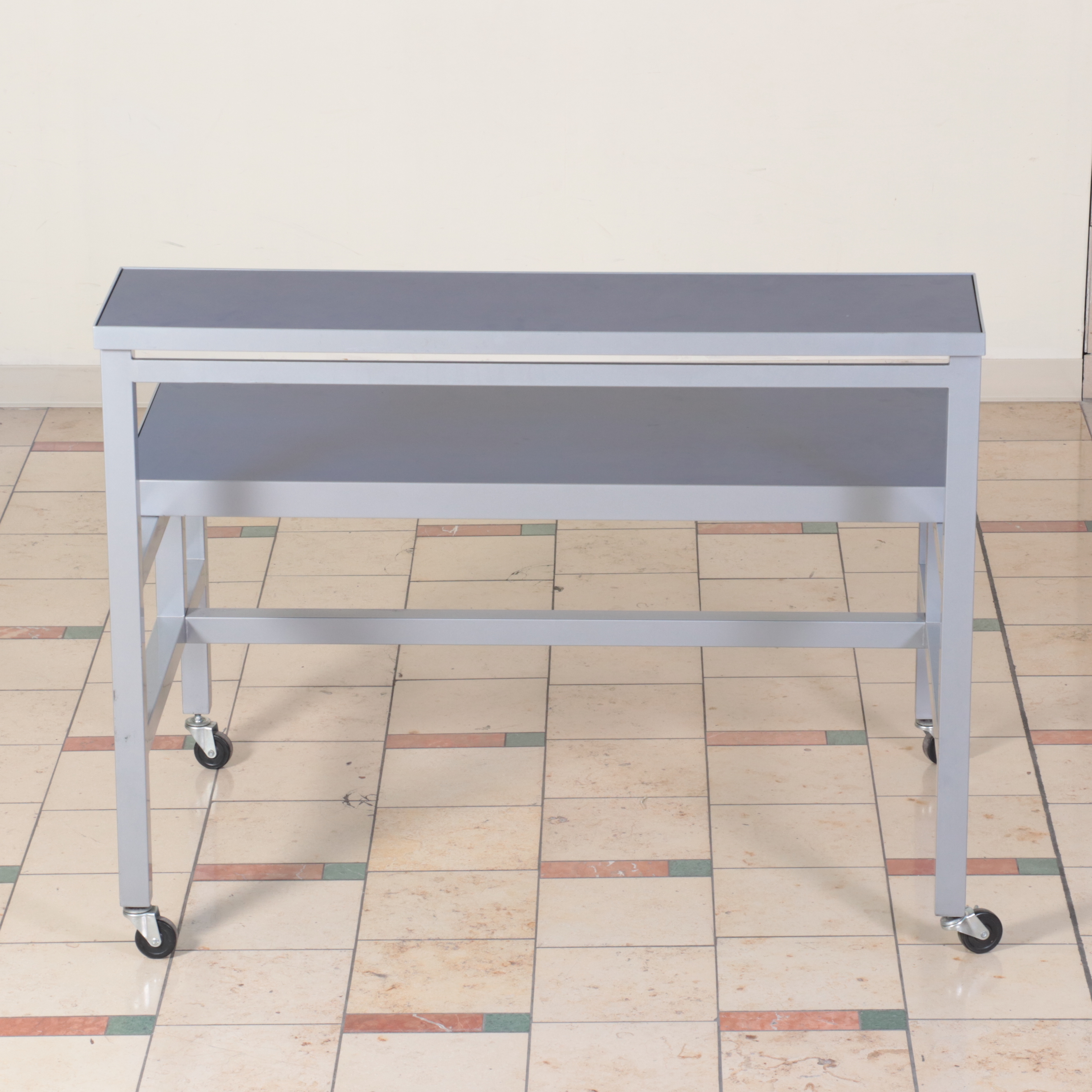 Mobile 2 Tiered Display Table and Nesting Table | EBTH
