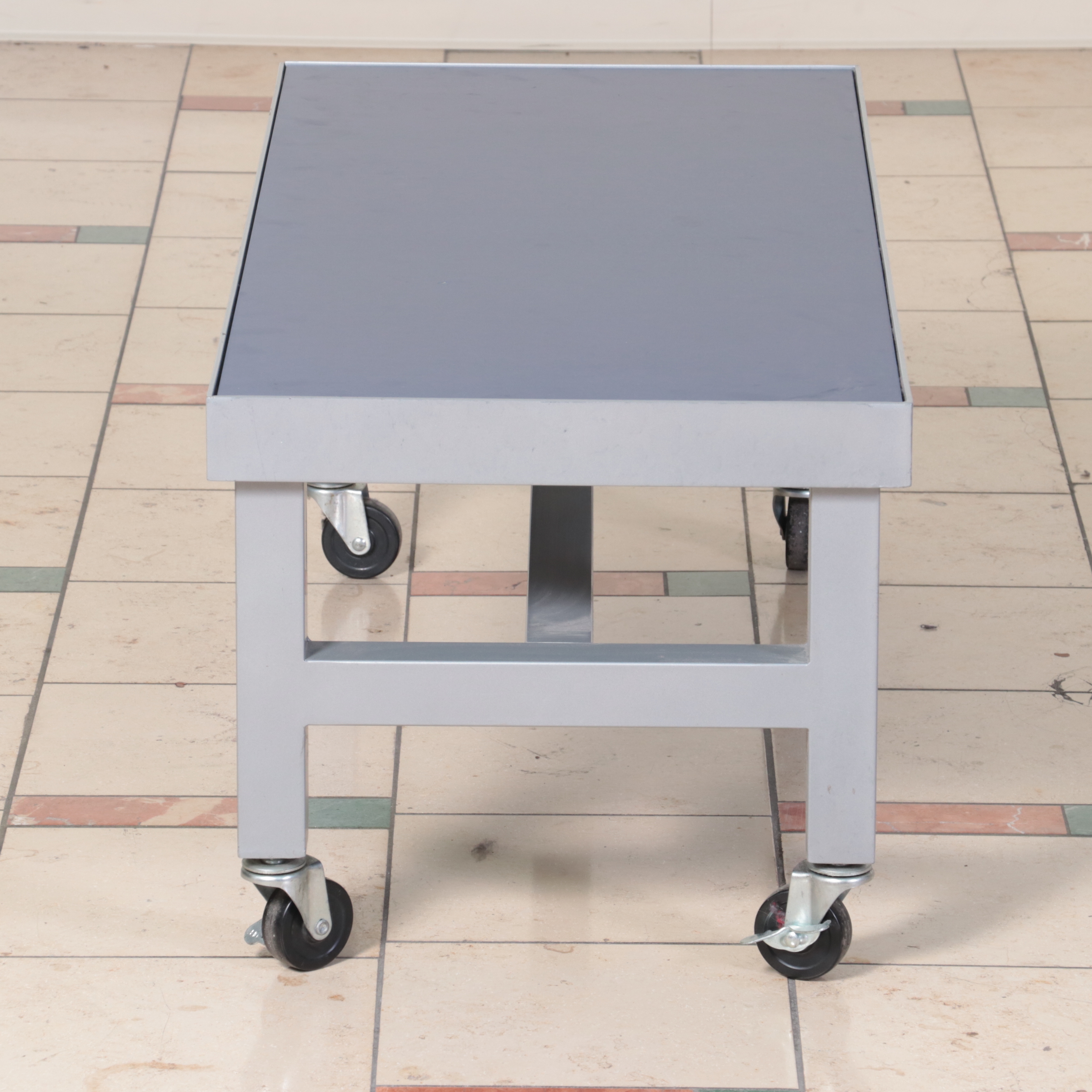 Mobile 2 Tiered Display Table and Nesting Table | EBTH