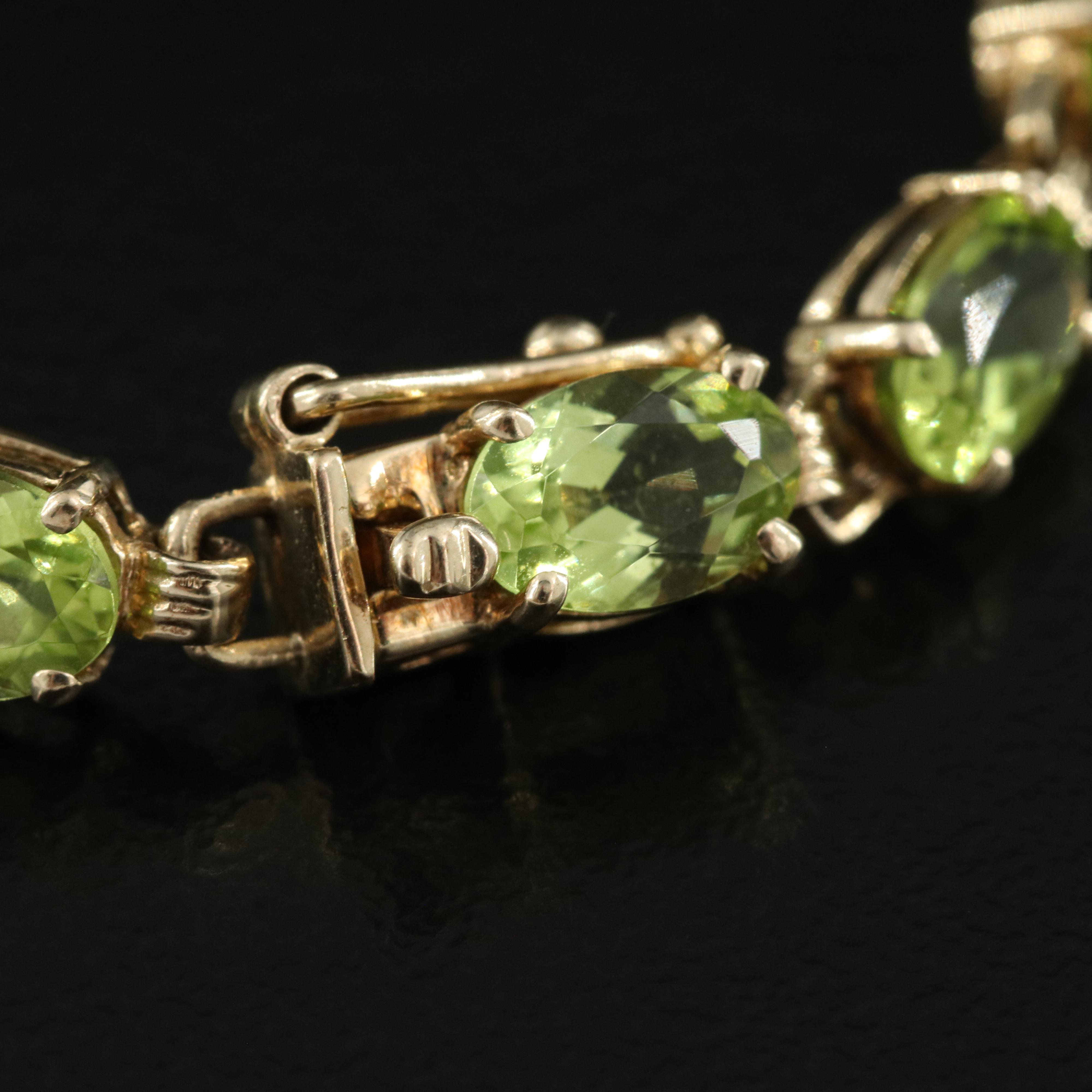 10K Peridot Line Bracelet | EBTH